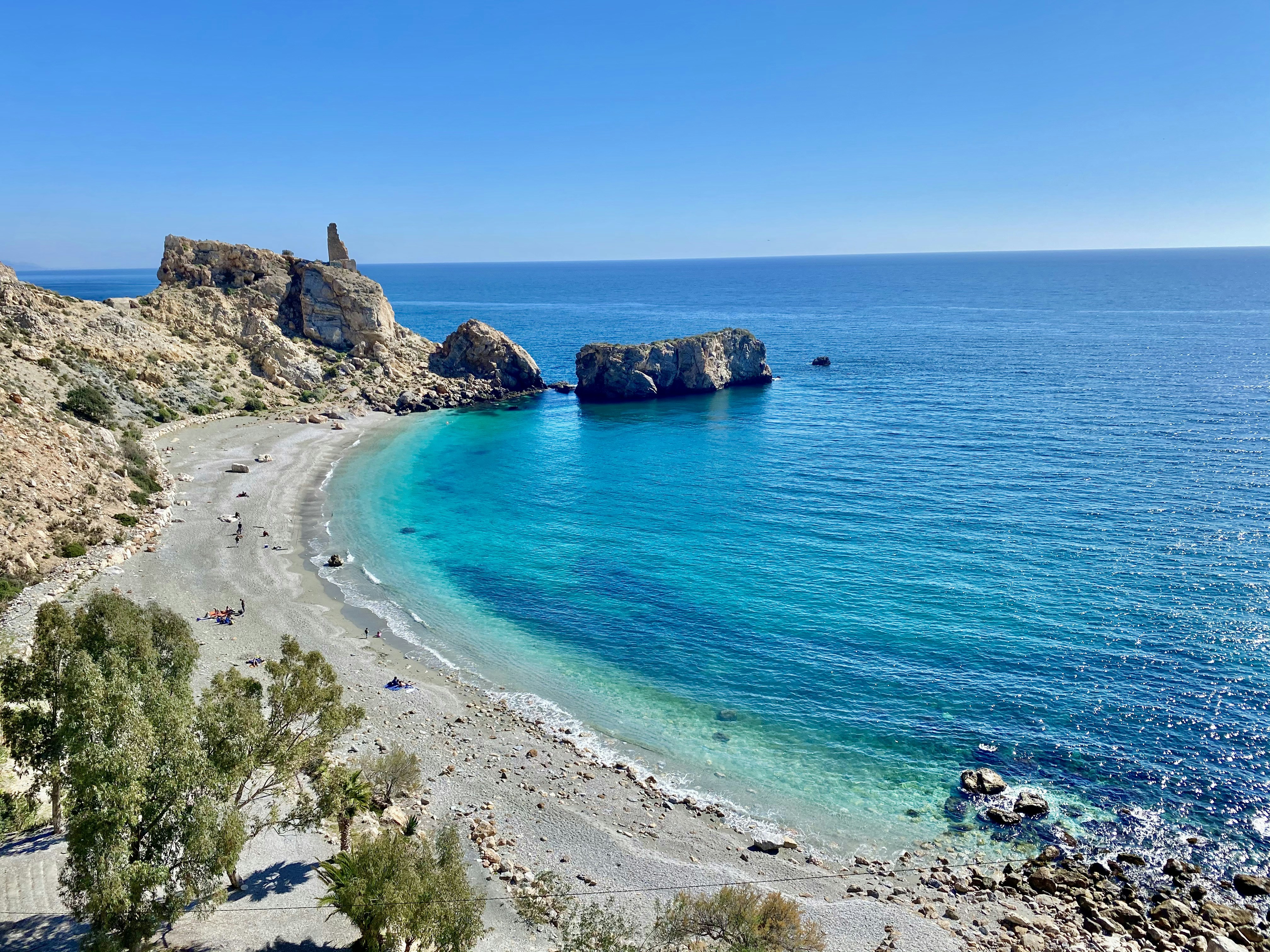 people on beach during daytimeJorge Fernández Salas