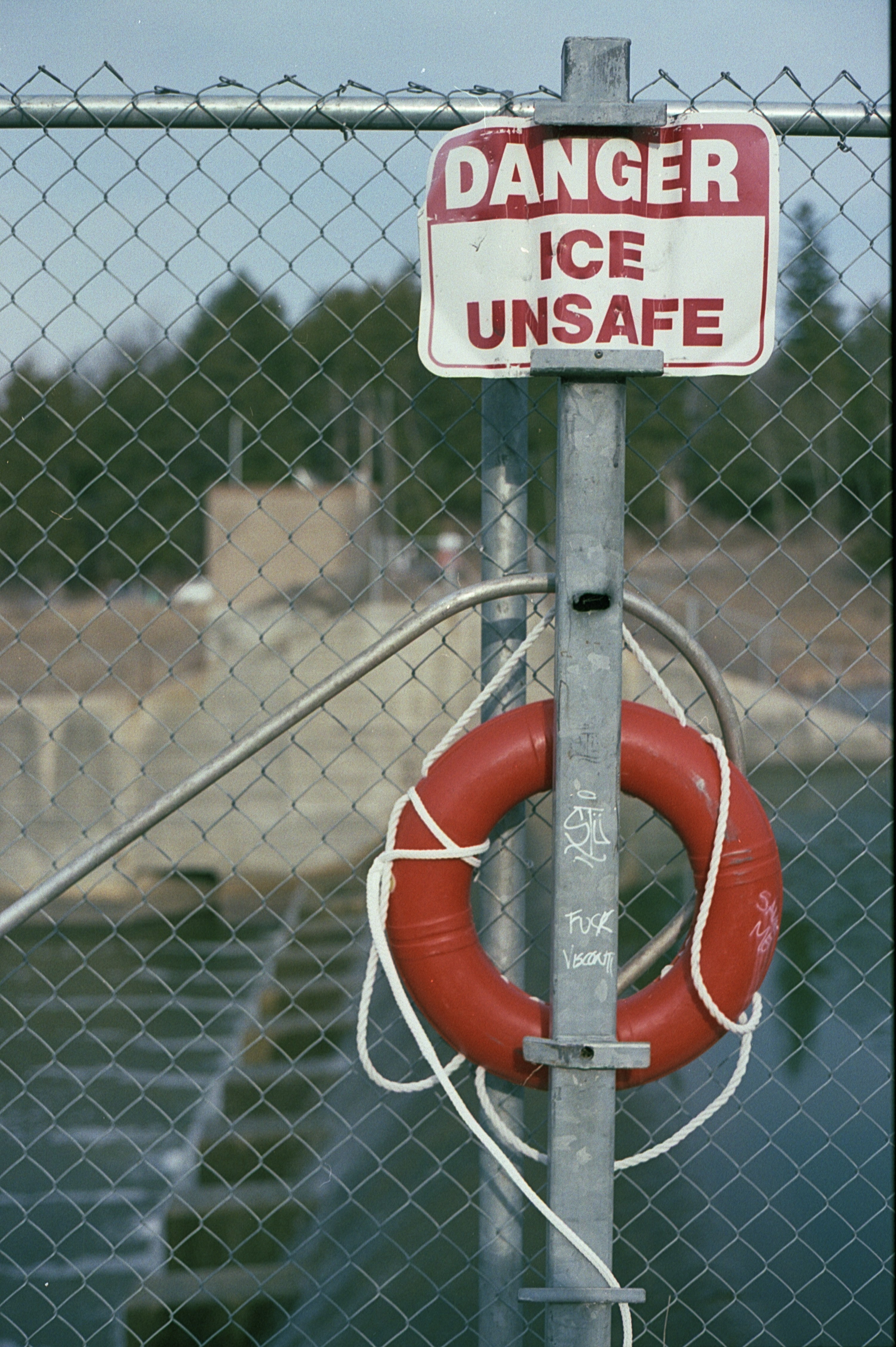 Safety Equipment Pictures | Download Free Images on Unsplash