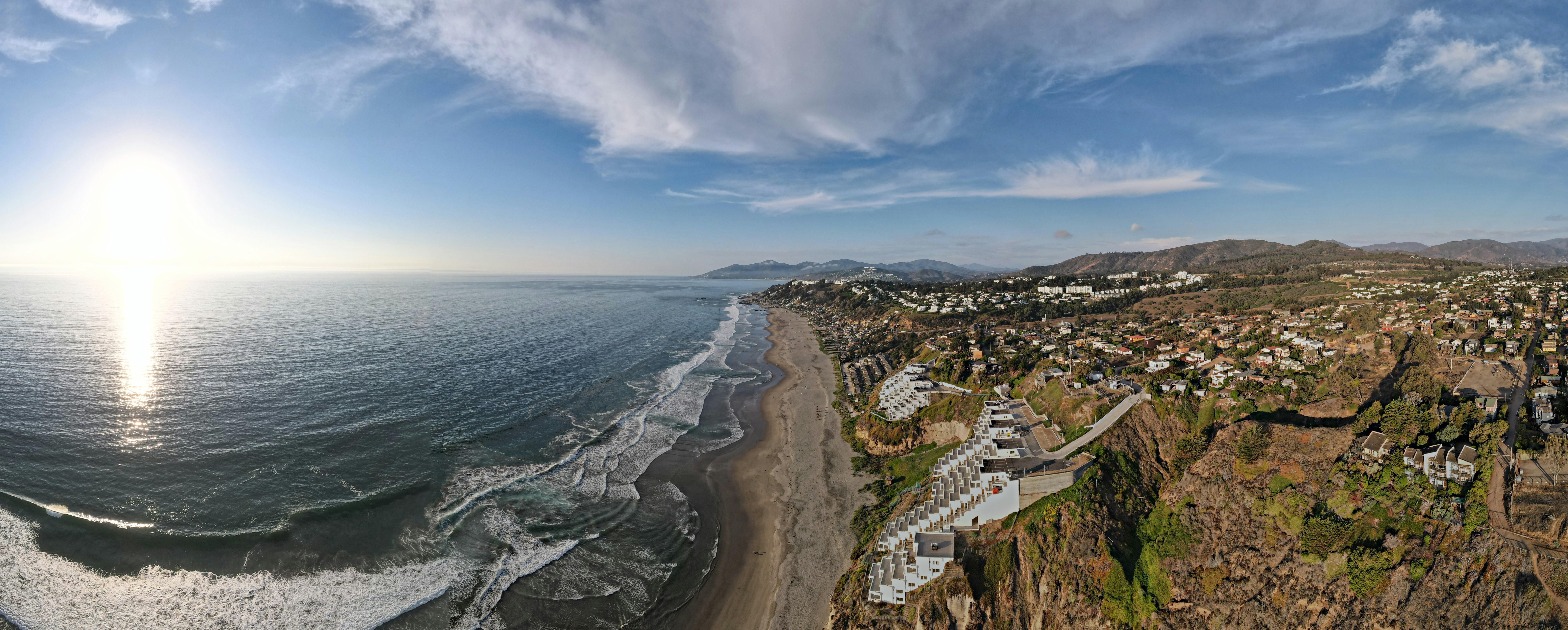 Maitencillo, al Sur por la costa Chilena. Foto sacada con un Mavic Air 2