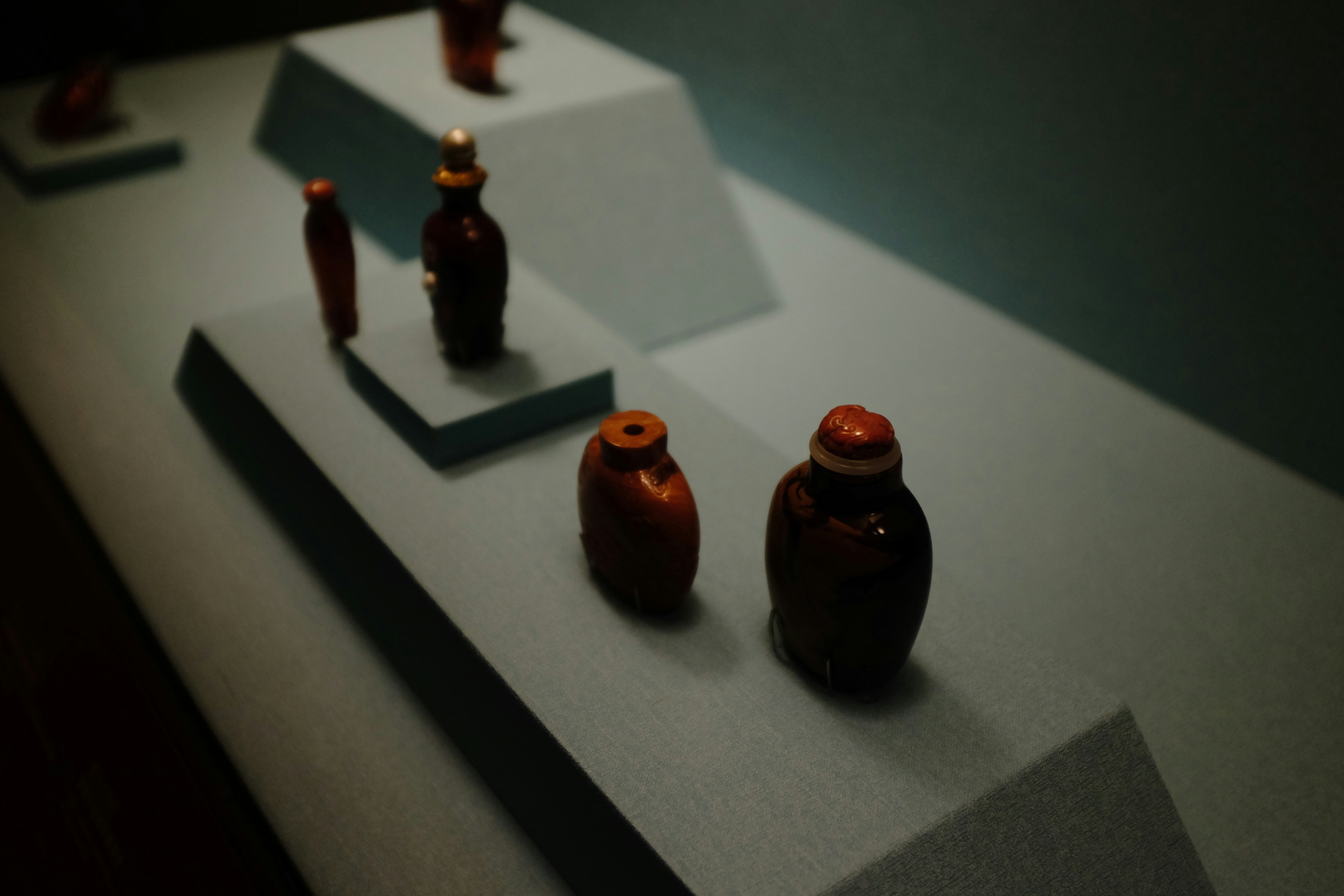3 brown wooden chess piece
