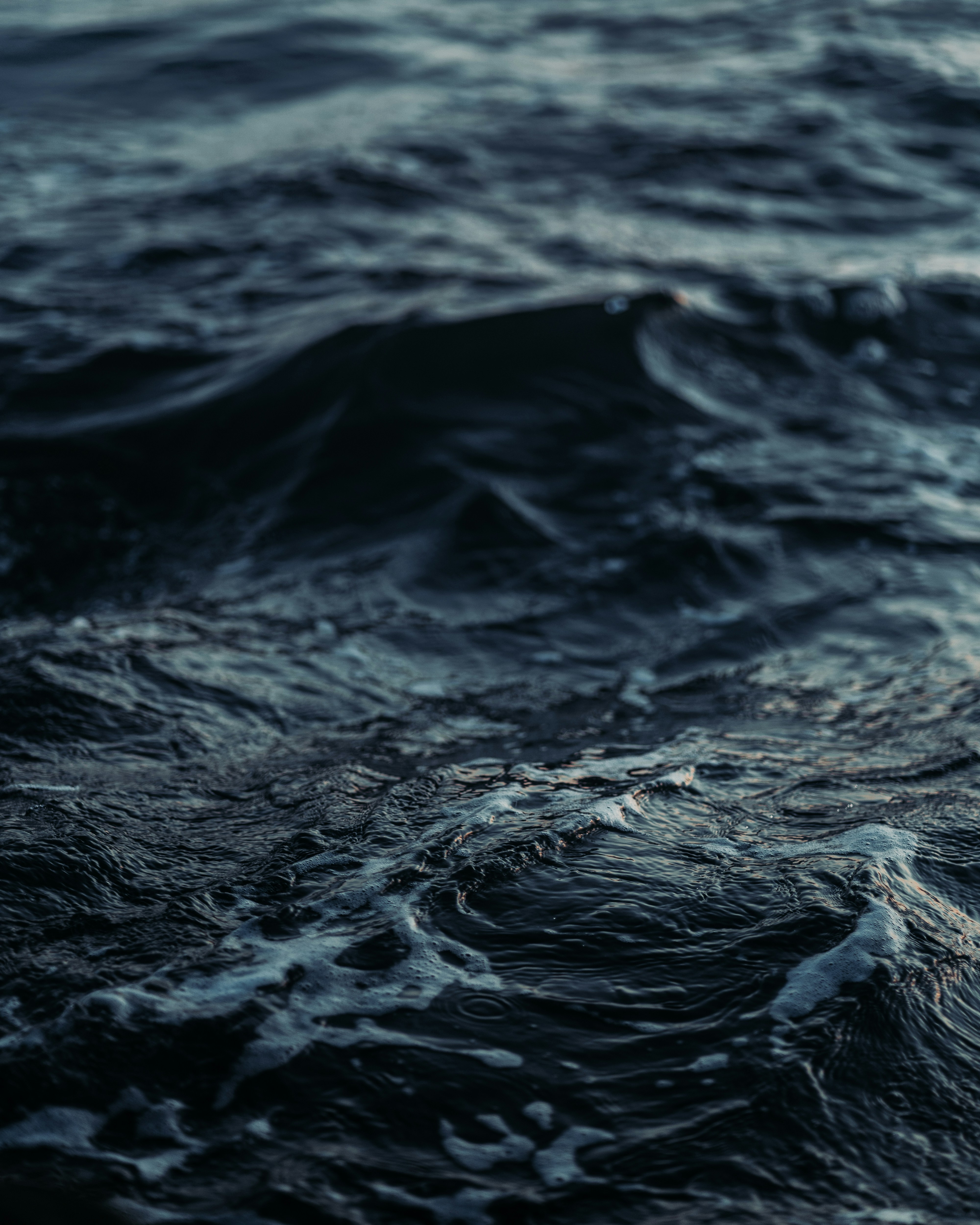 Water waves in close up photography photo – Free Nature Image on Unsplash