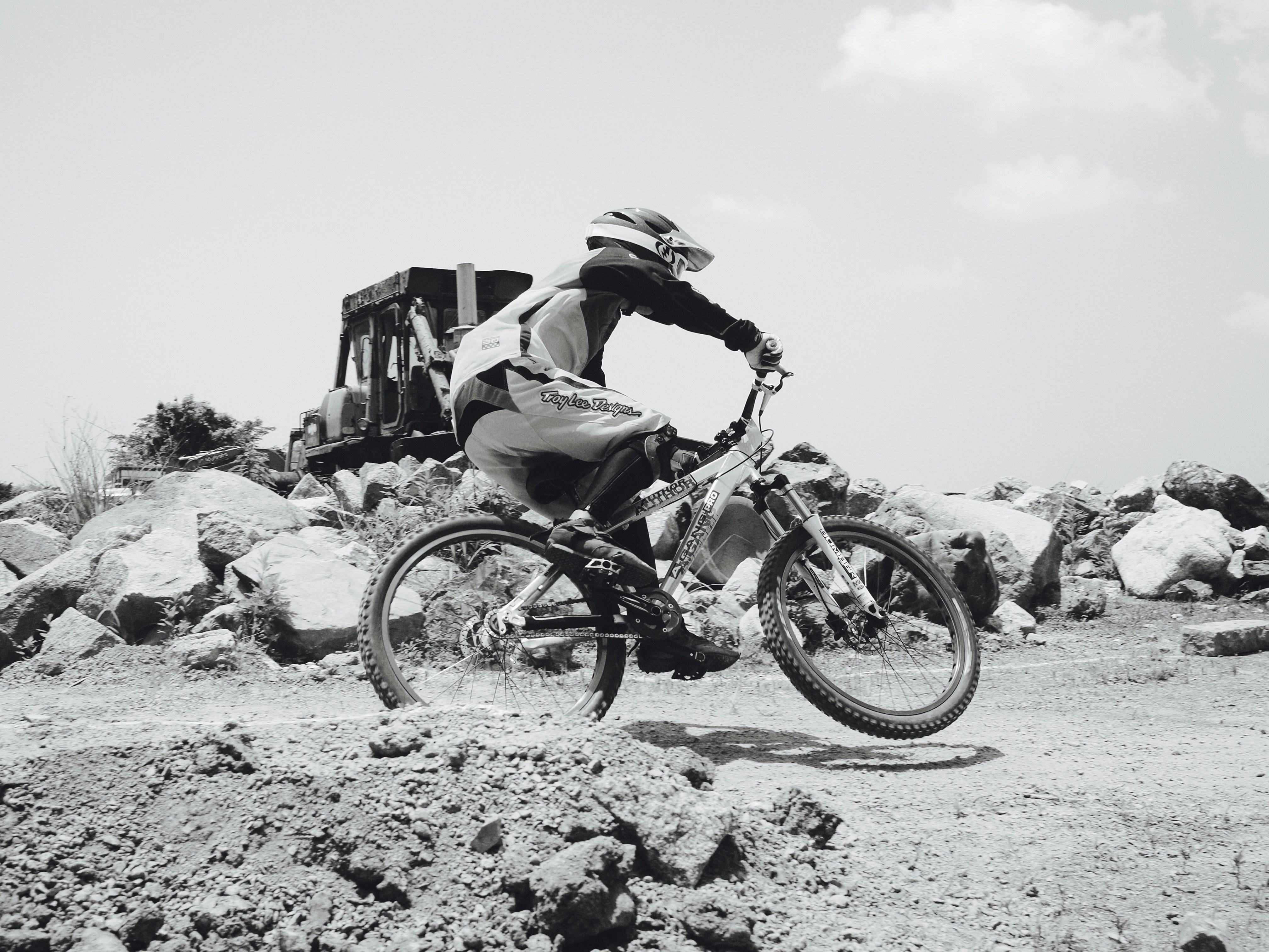 Ridge Rider: A Mountain Biker Conquers the Rough Terrain