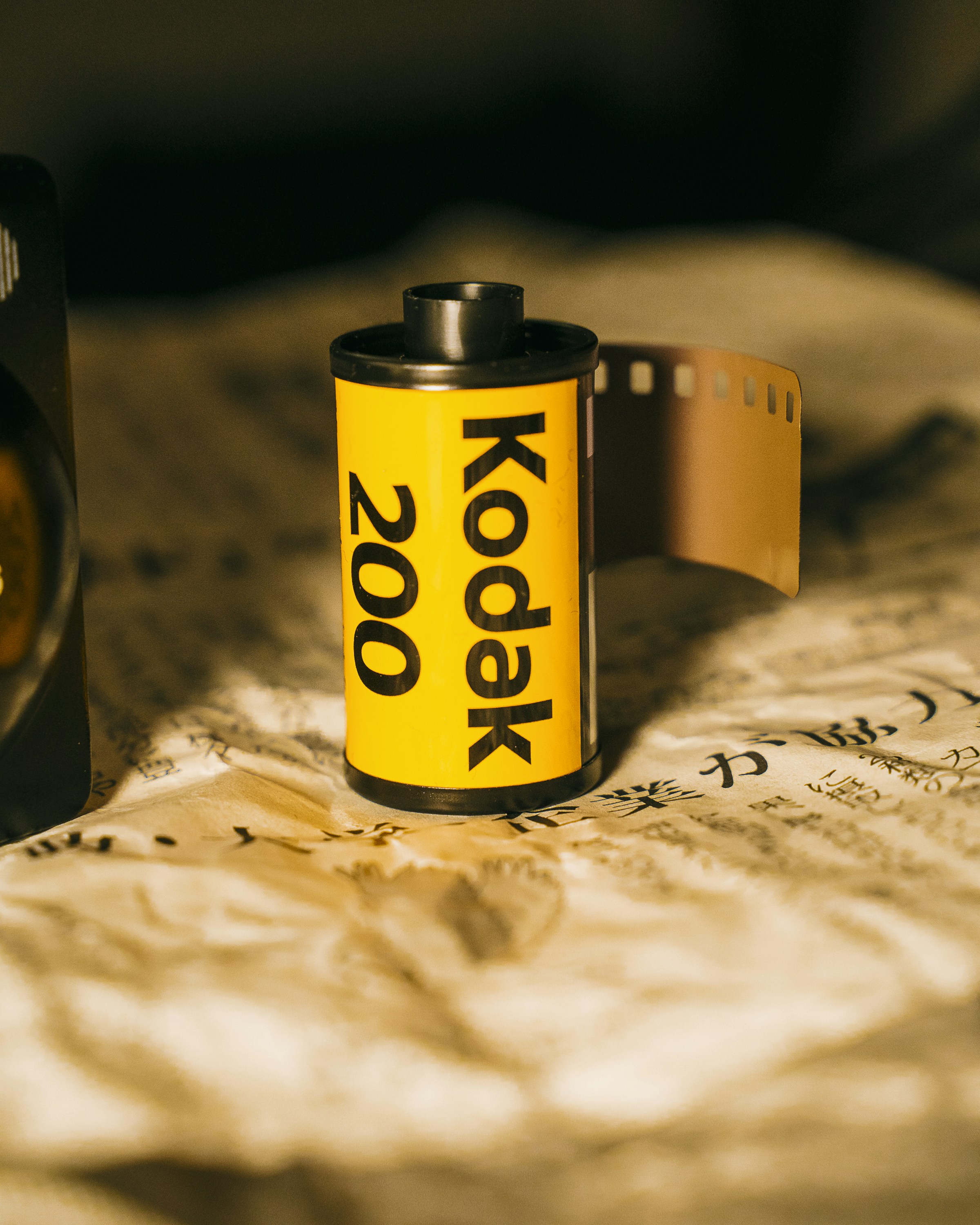 Kodak 200 on a Crumpled Sheet: A Snapshot of Vintage Film Finite