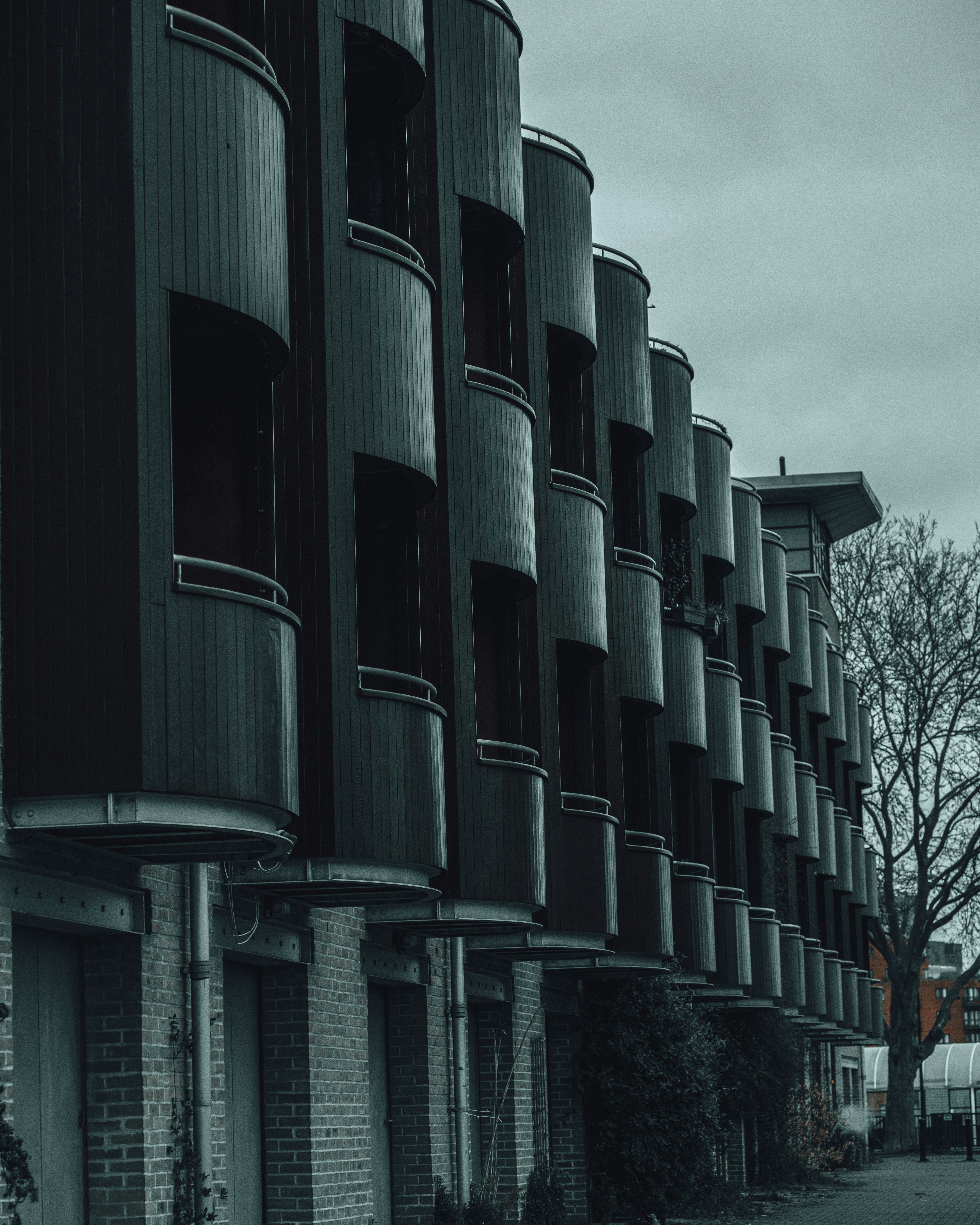 Canted Cylinders: A Facade of Repeating Towers