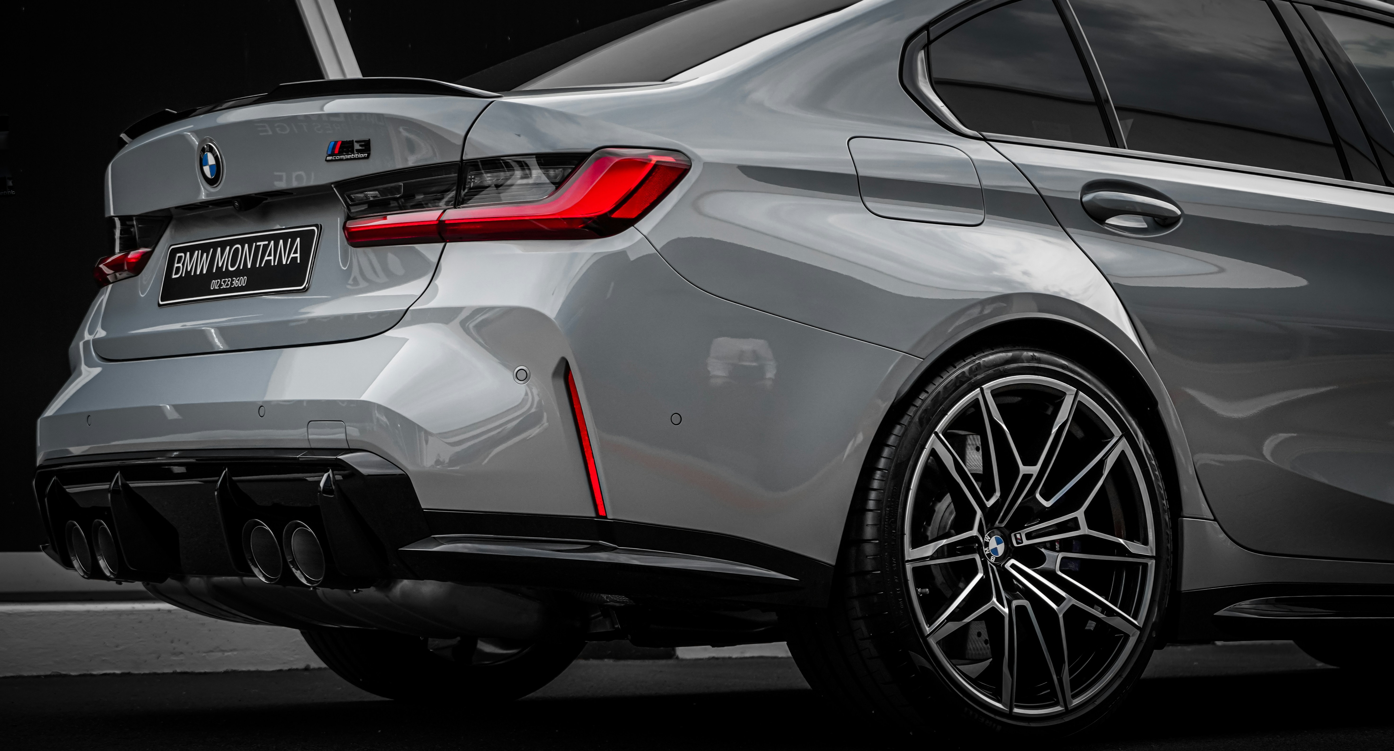 Voiture ferrari blanche et rouge photo – Photo Prétoria Gratuite sur ...