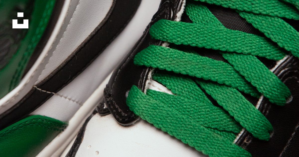 Black And White Nike Athletic Shoes Photo Free Sneaker Image On Unsplash