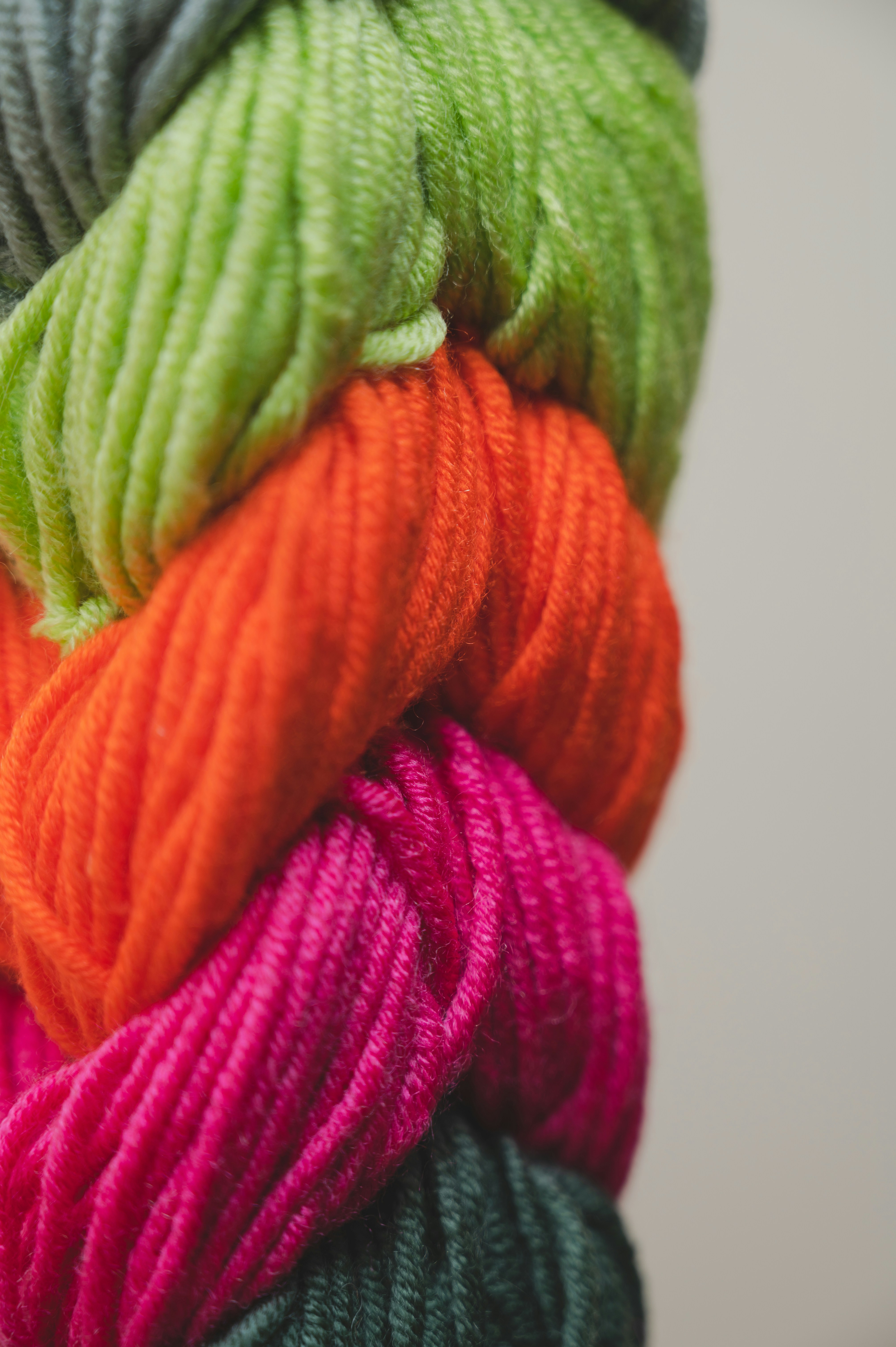 Red and green rope on white surface photo – Free Wool Image on Unsplash