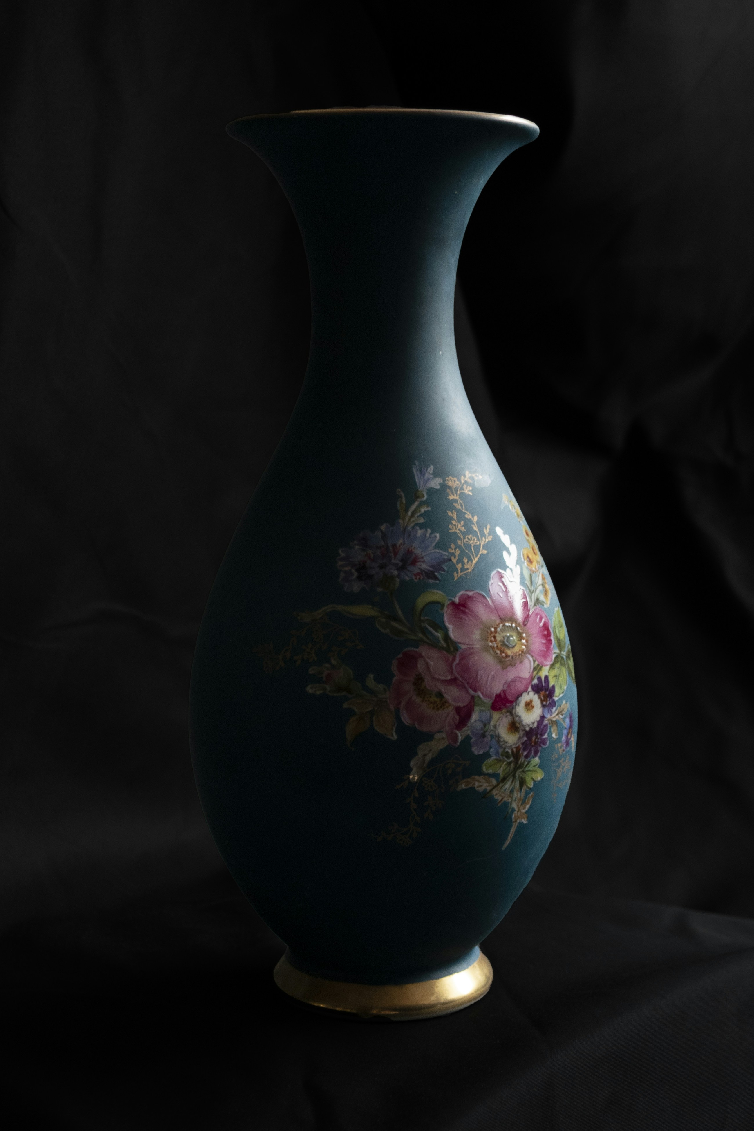 Porcelain Pictures | Download Free Images on Unsplash