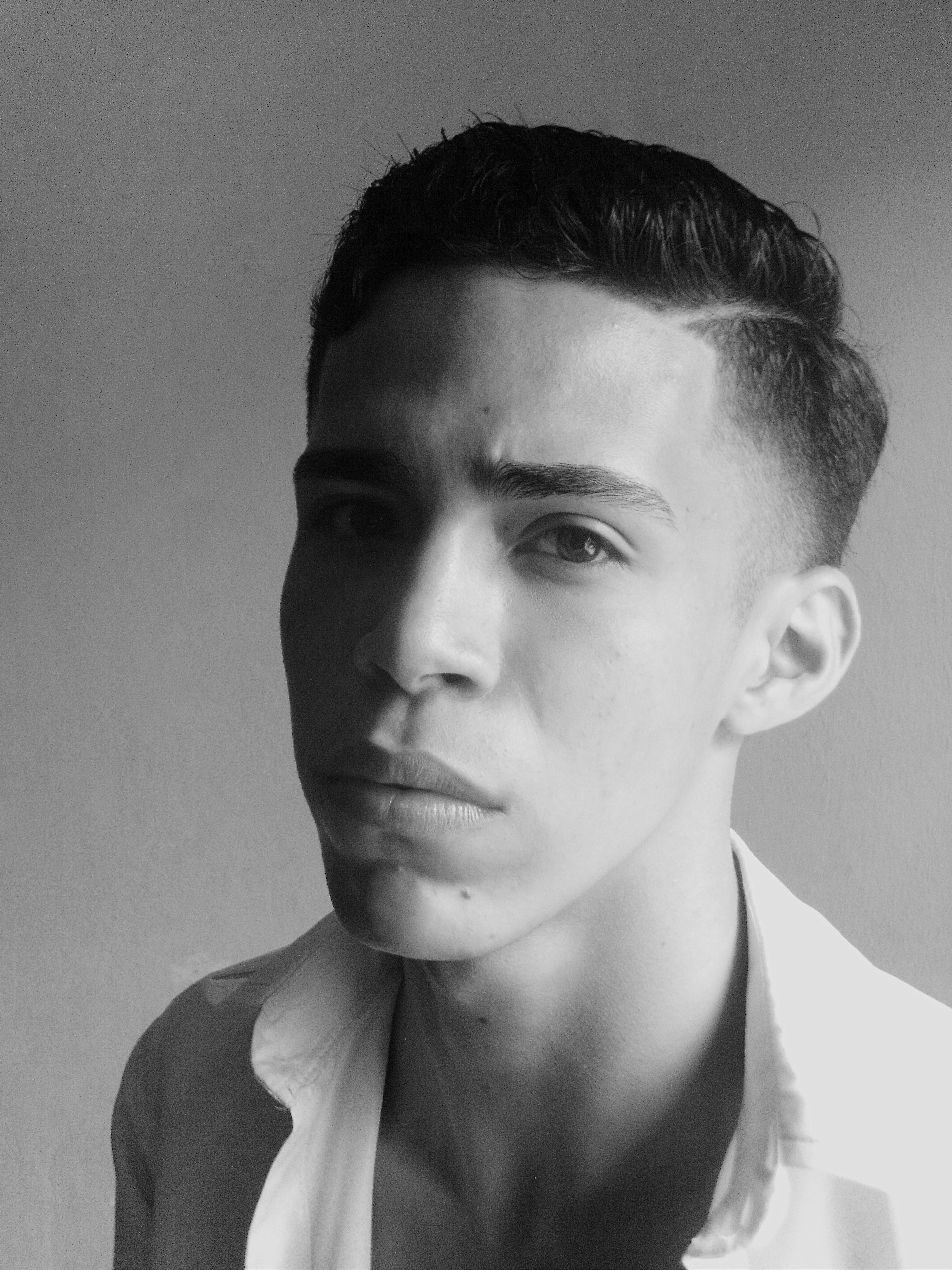 Imágenes de Chico Blanco Y Negro | Descarga imágenes gratuitas en Unsplash