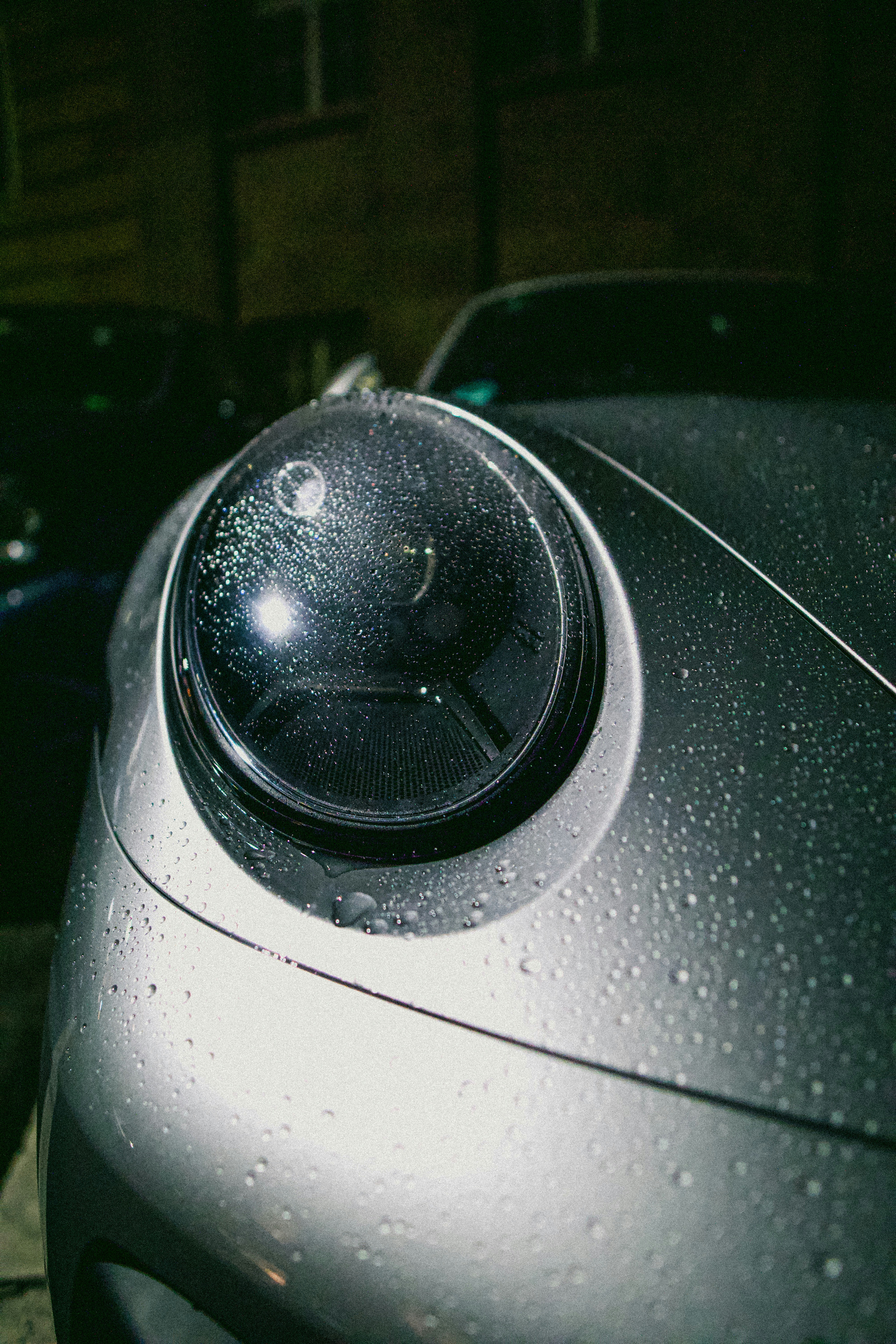 Black round device on gray surface photo – Free Stuttgart Image on Unsplash