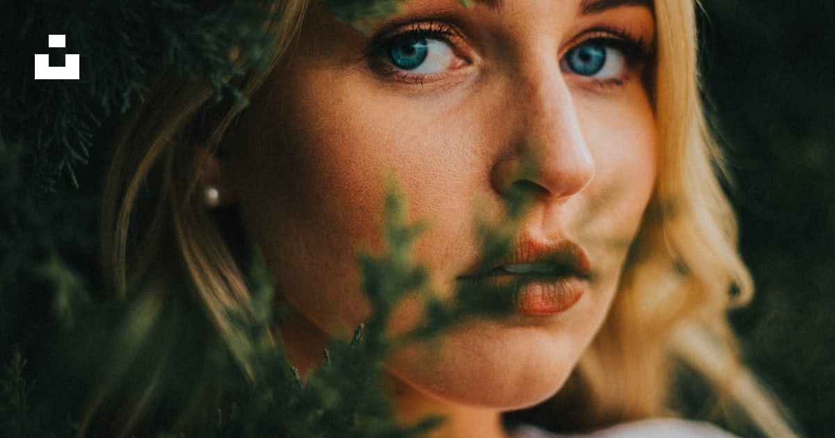 Woman In White Scoop Neck Shirt Photo Free Black Image On Unsplash