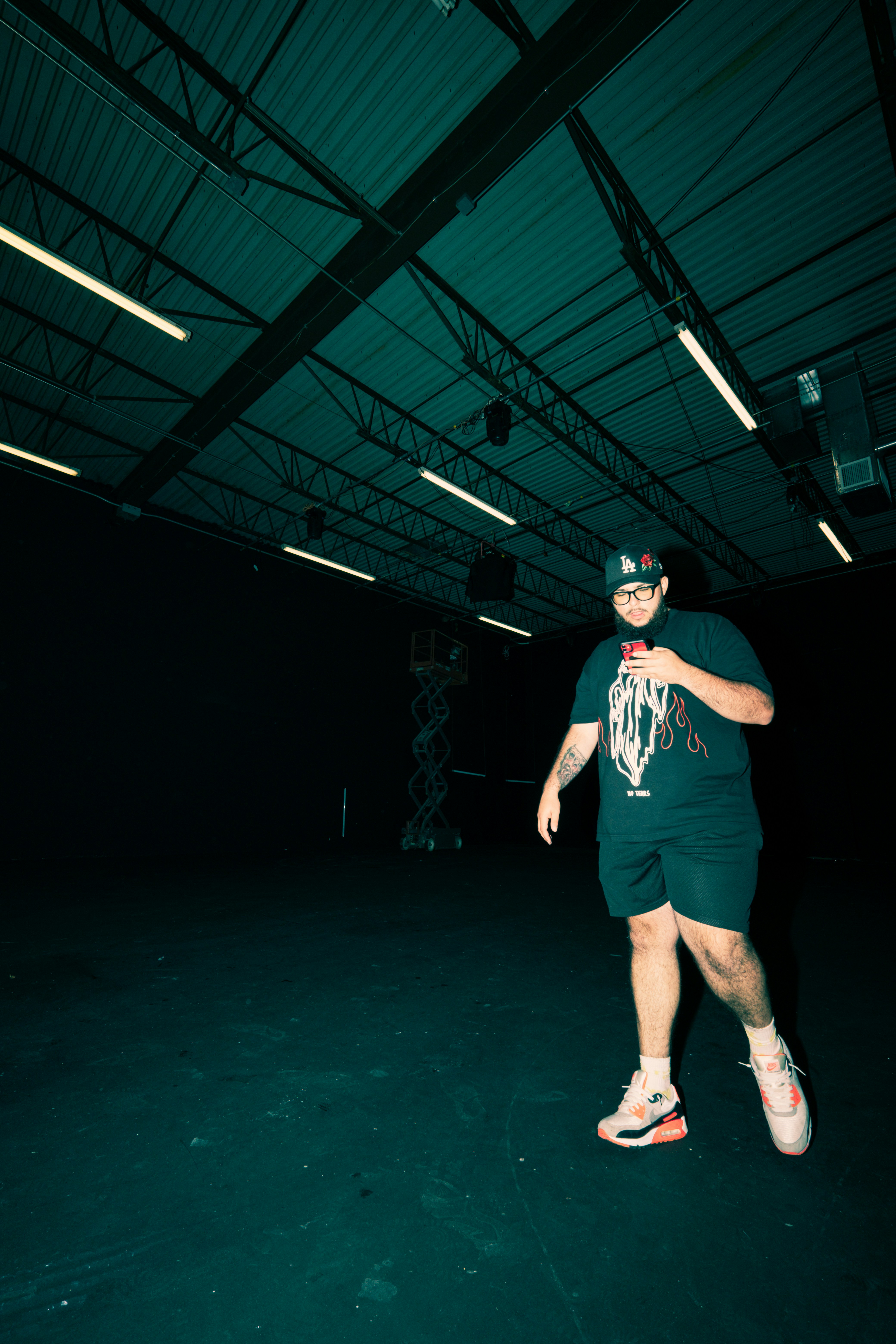 Low Angle Portrait Pictures | Download Free Images on Unsplash