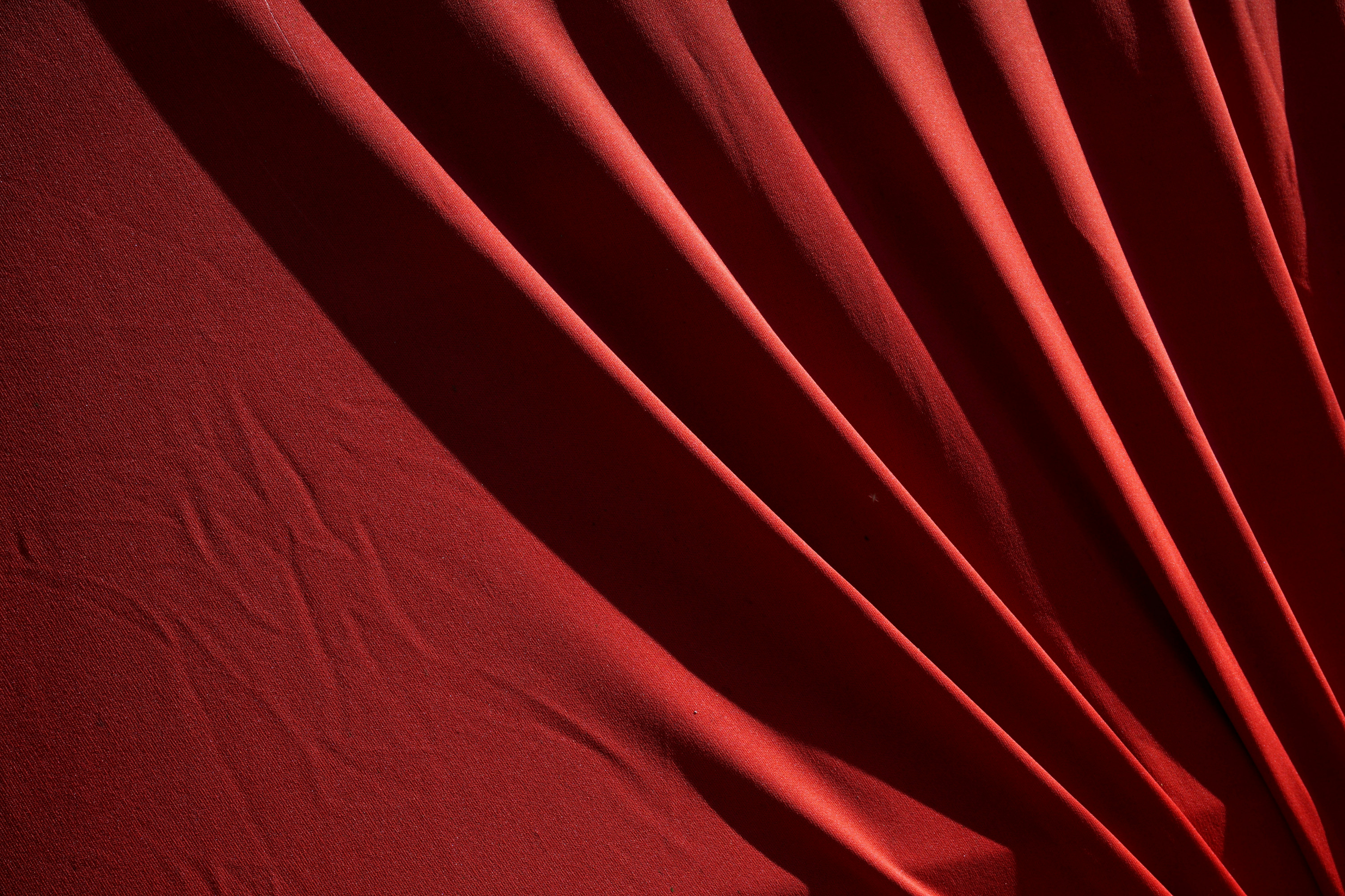 Textile Rouge Photos | Télécharger des images gratuites sur Unsplash