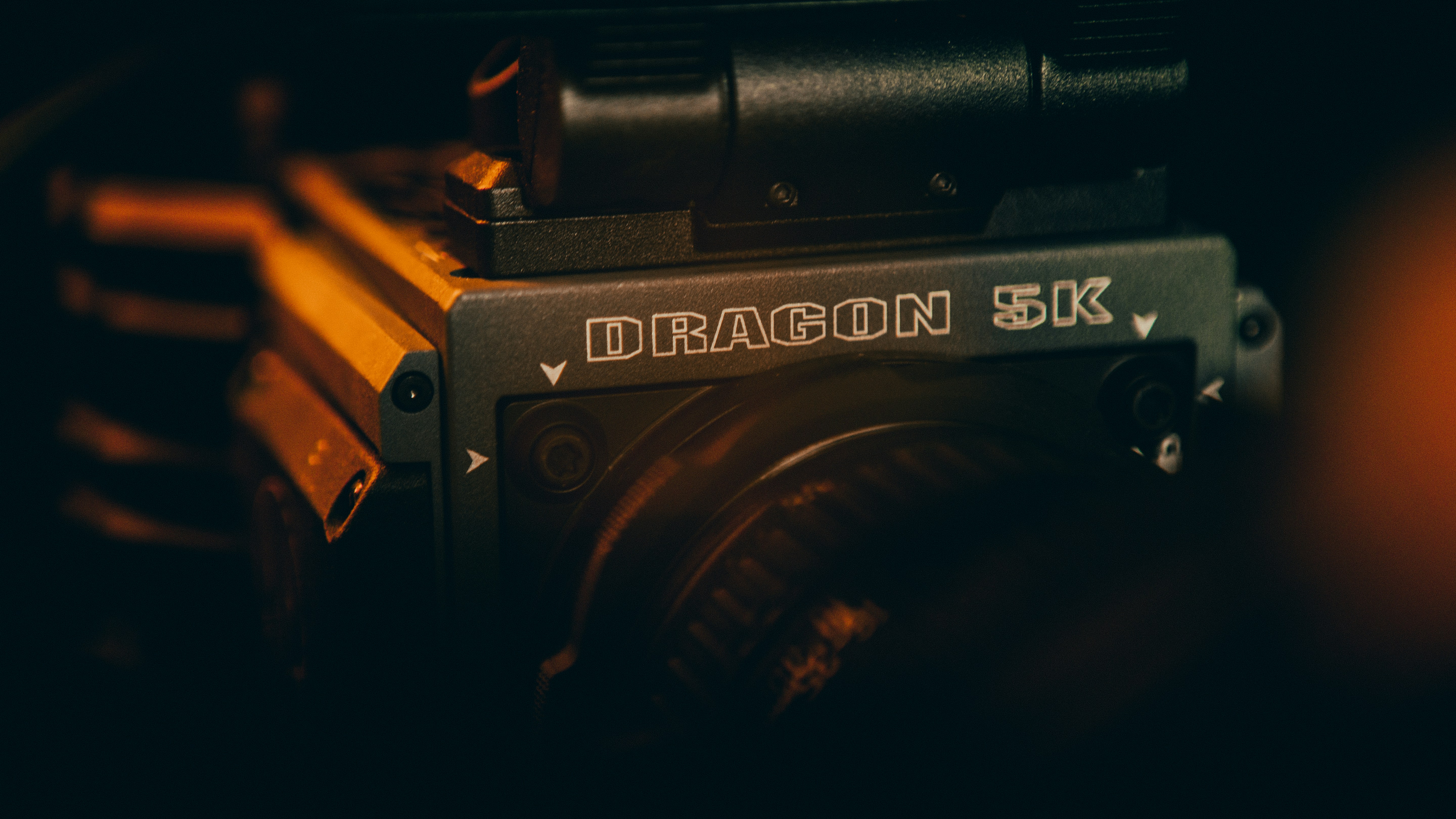 Dragon 5K: A Low-Light Close-Up of a Vintage Cine-Style Camera
