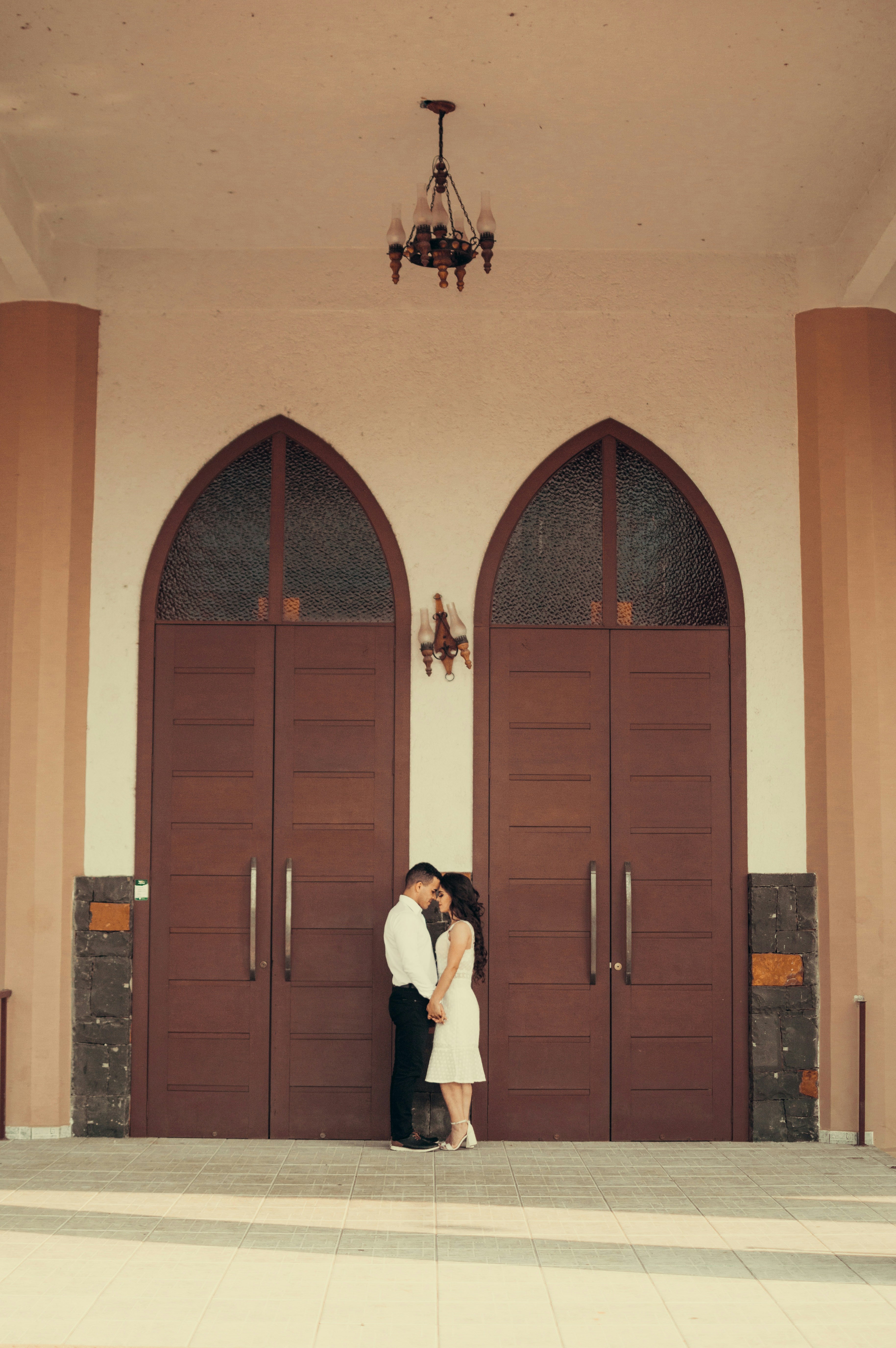 Twin Arches, One Moment: A Quiet Embrace at the Entrance