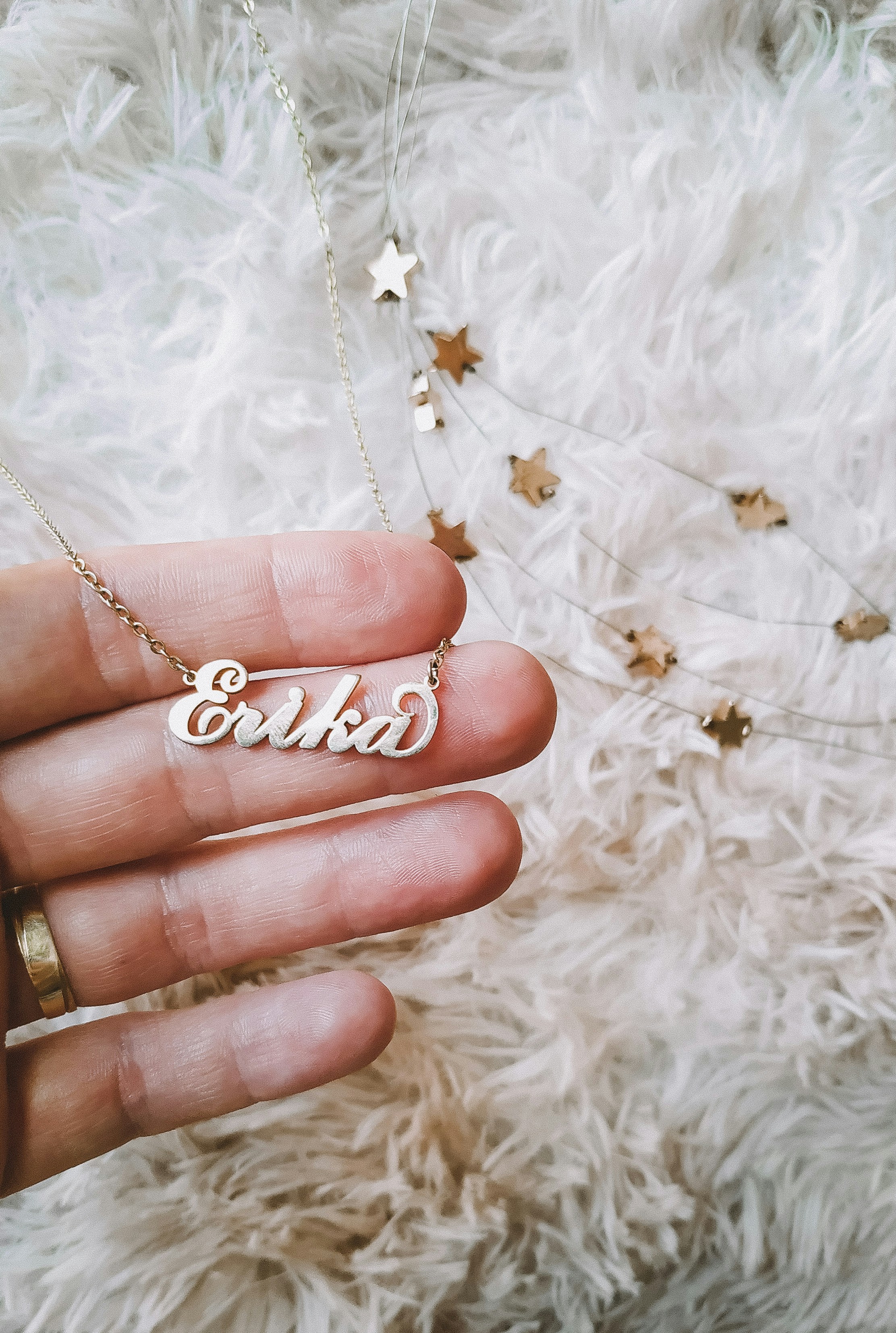 Silver and gold chain necklace photo – Free Jewelry Image on Unsplash