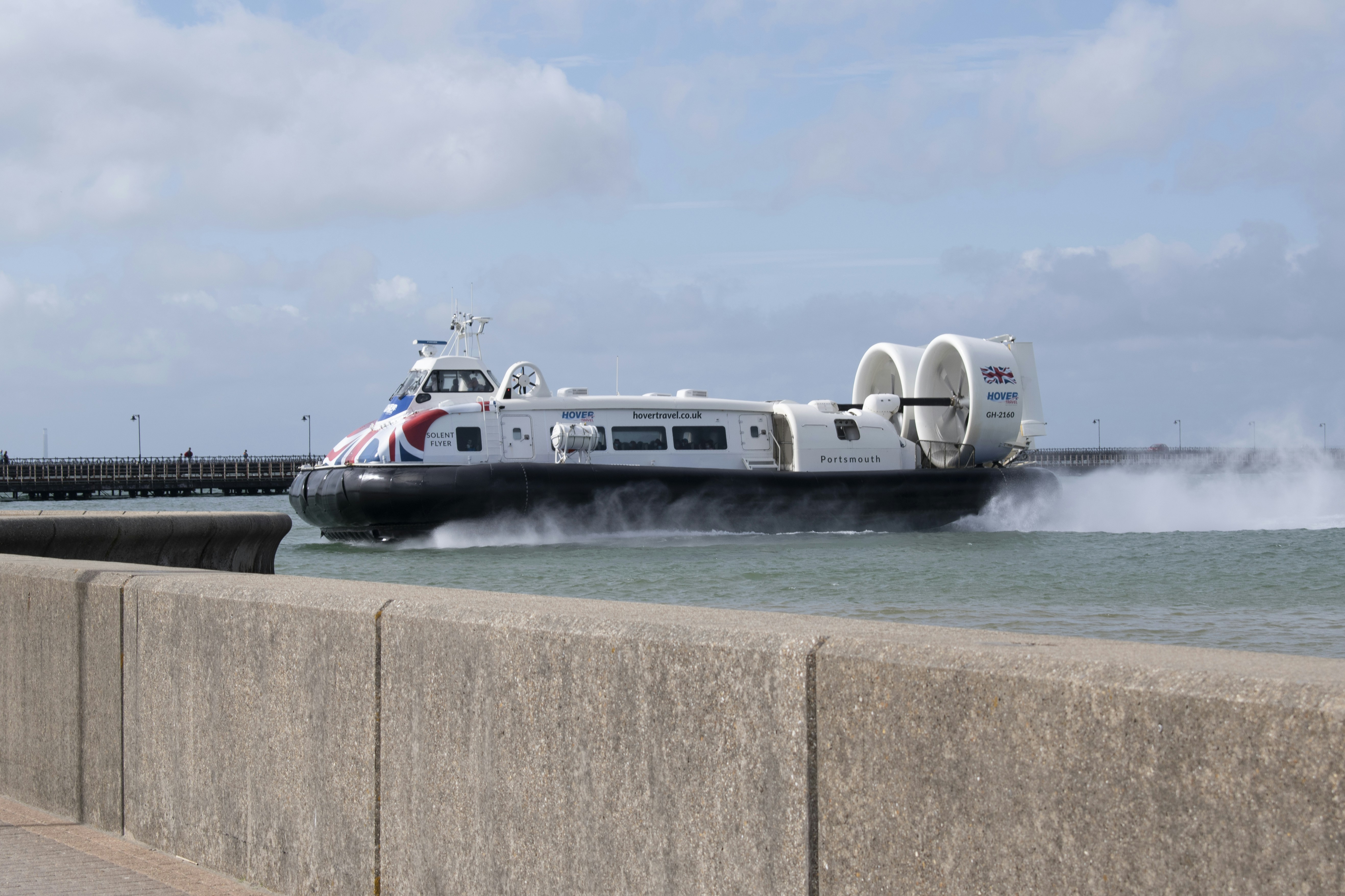 Hovercraft Pictures | Download Free Images on Unsplash