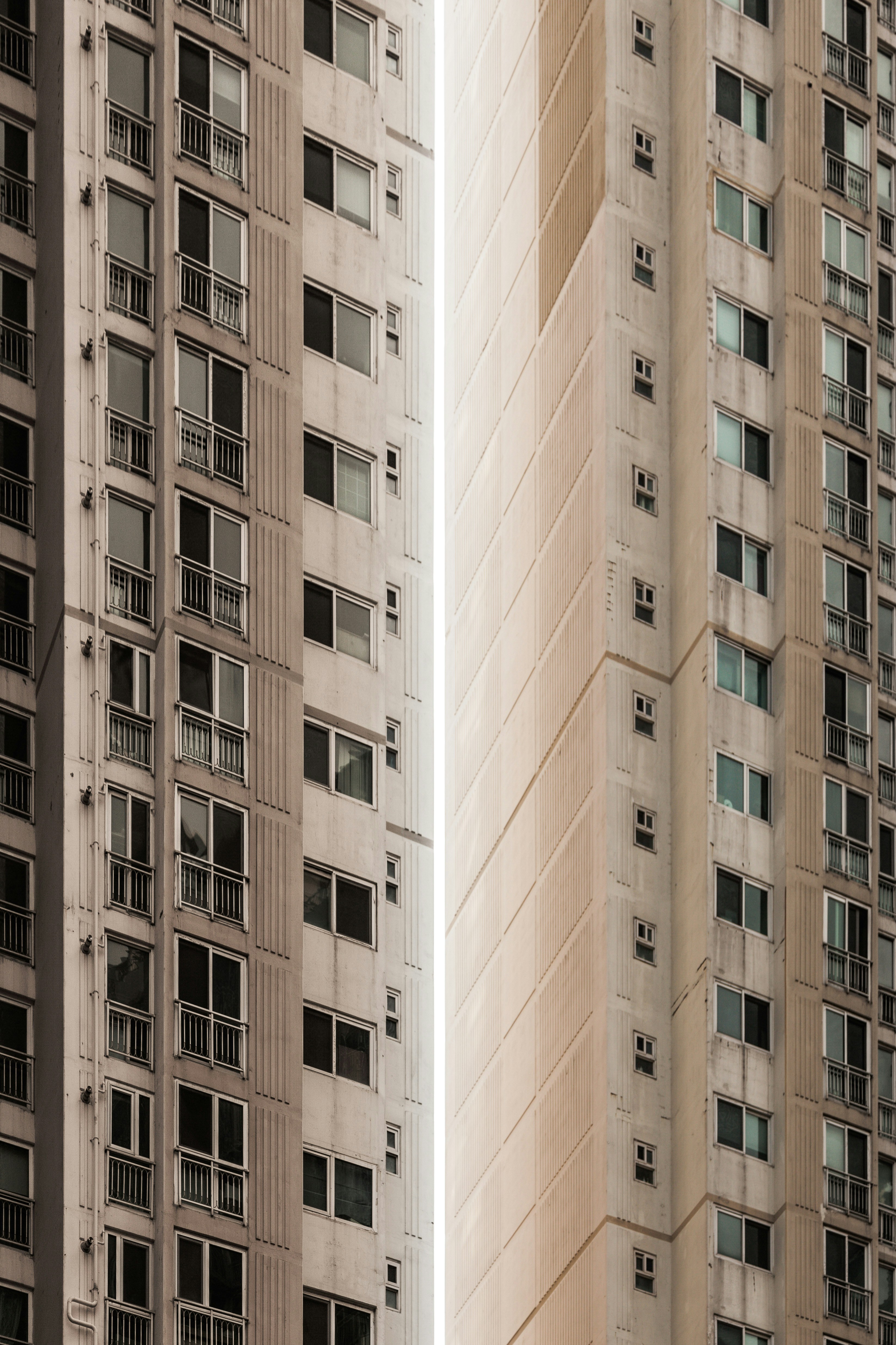 Brown and white concrete building photo – Free Busan Image on Unsplash