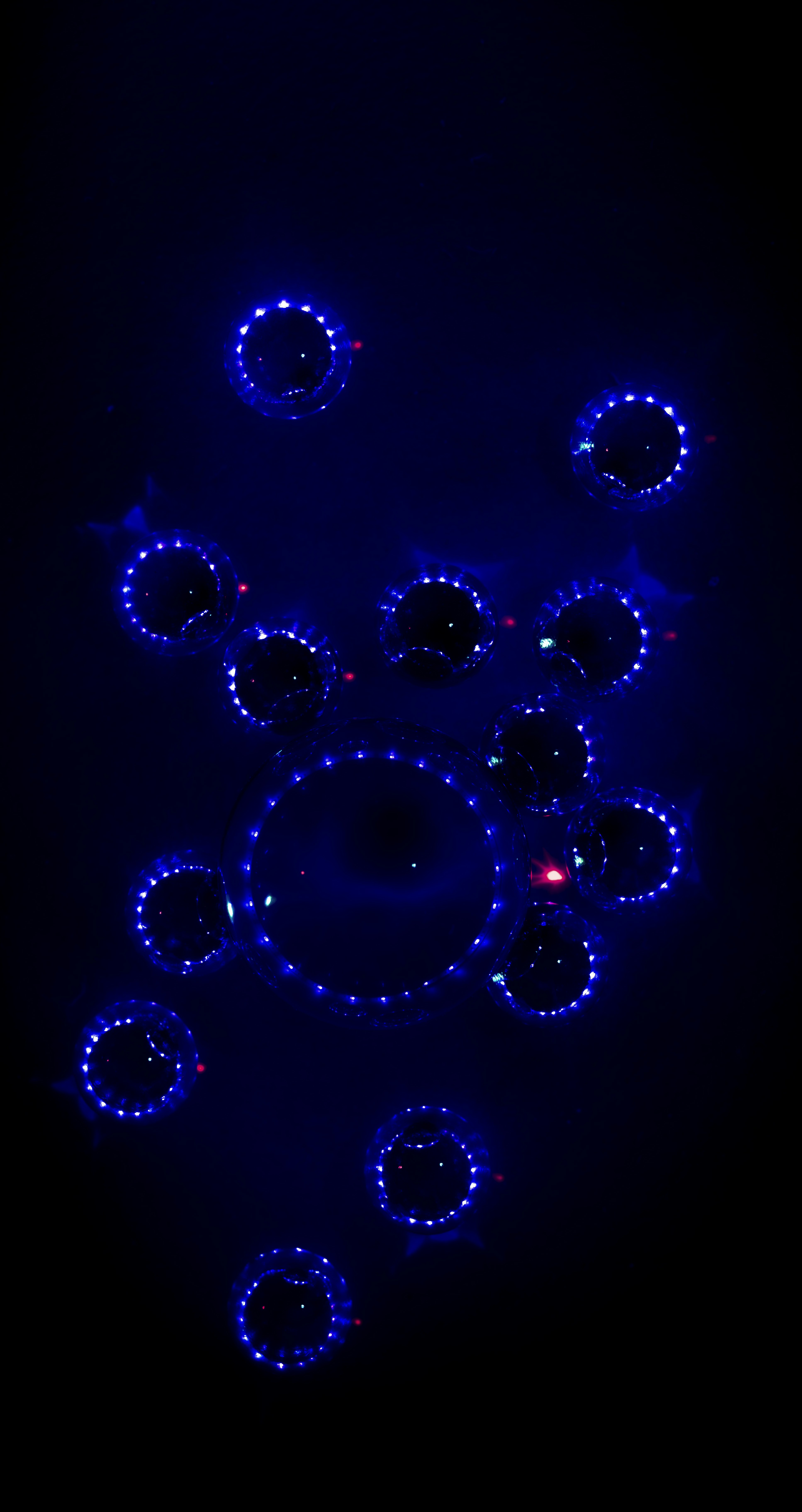 Neon Haloes: Circular Orbits of Blue Light
