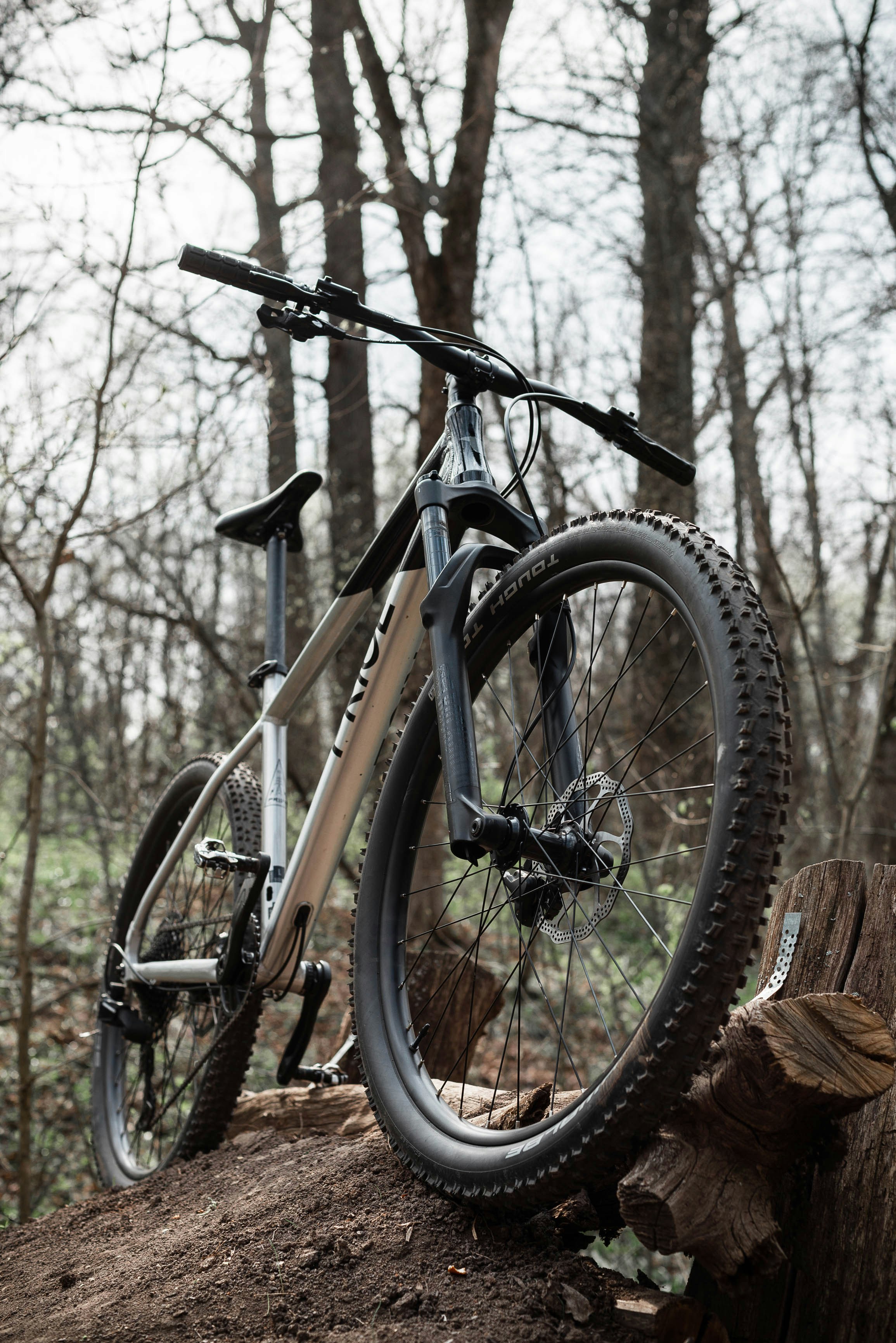 Black and gray mountain bike photo – Free Grey Image on Unsplash