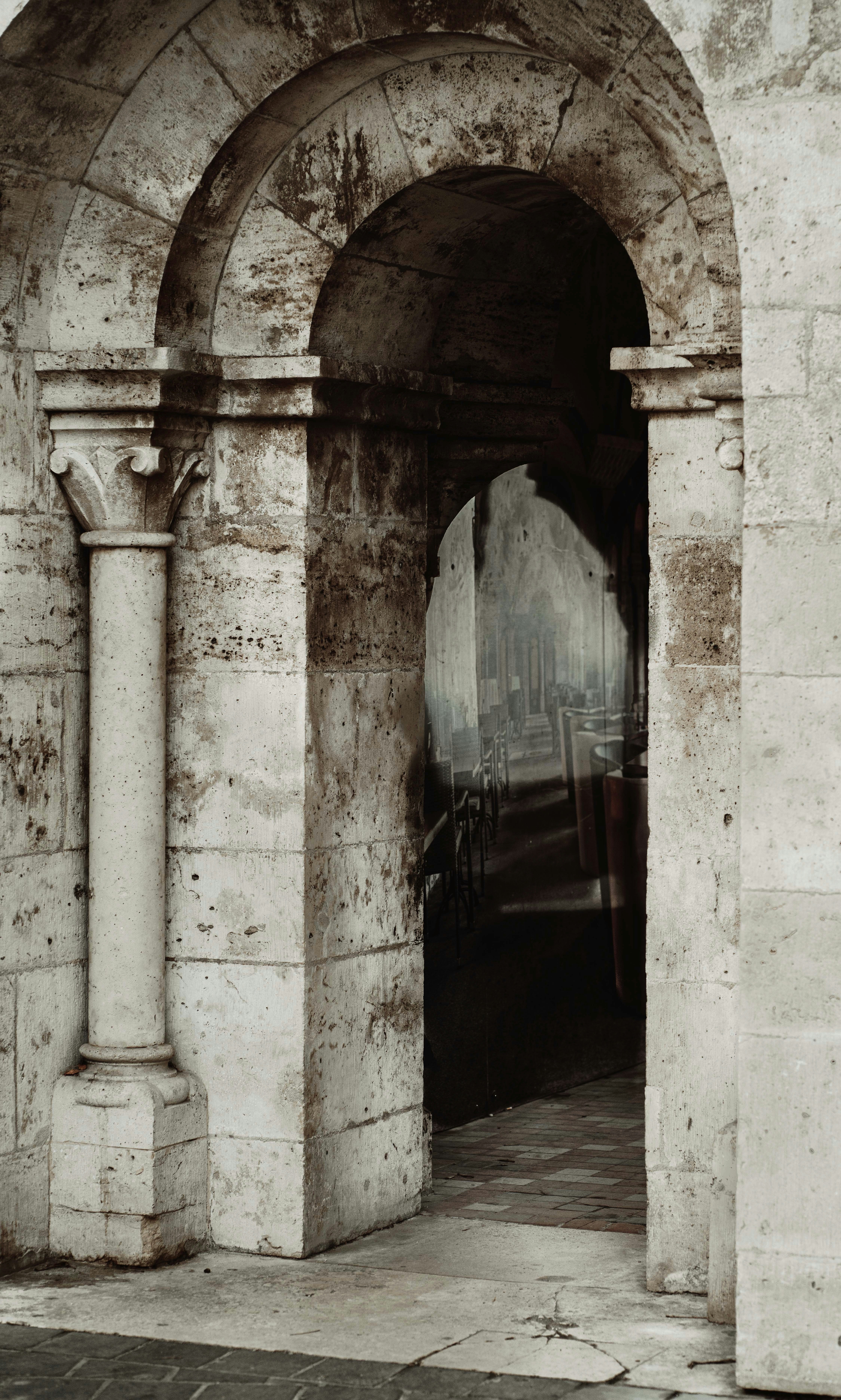 White concrete arch during daytime photo – Free Crypt Image on Unsplash