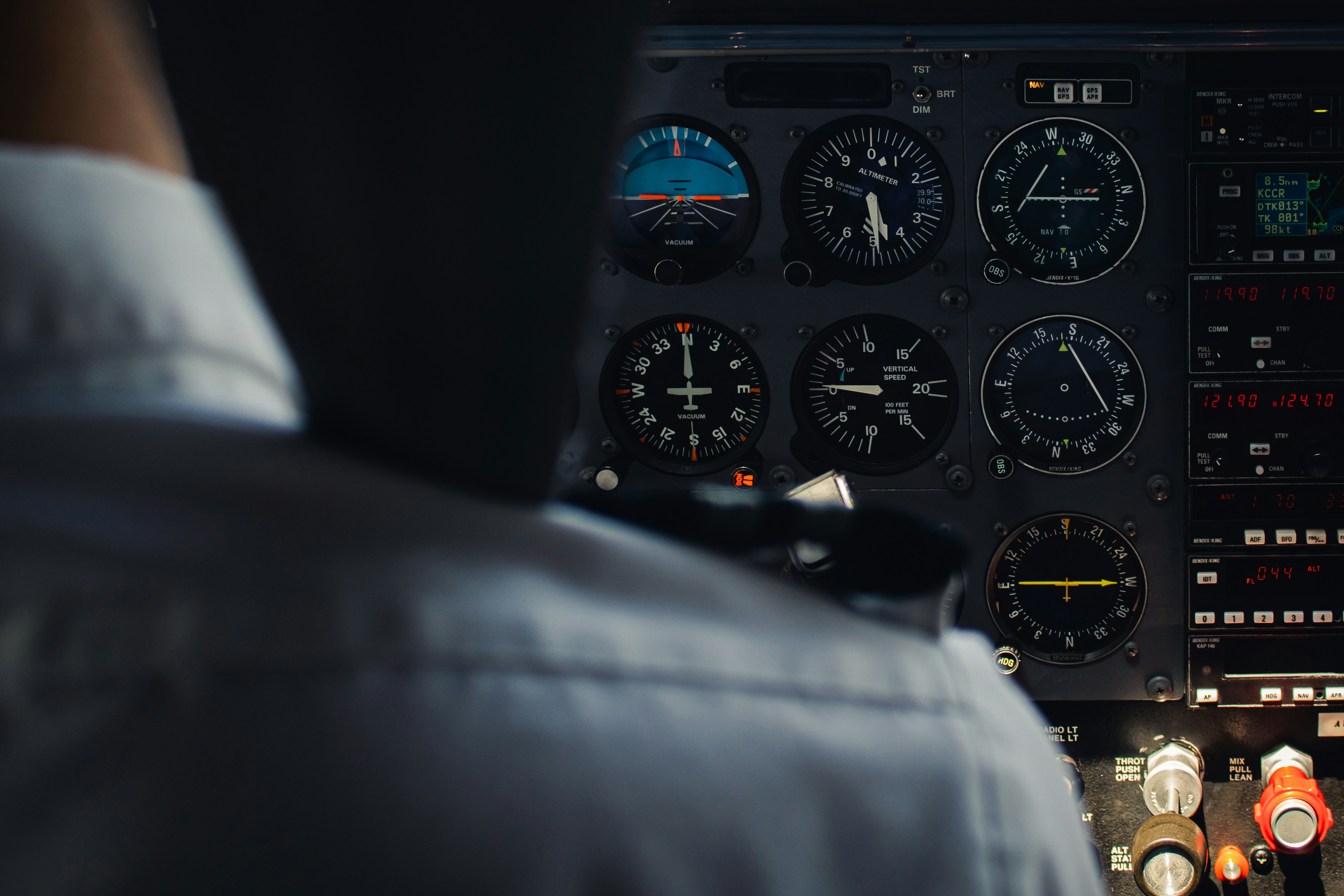 Black and silver analog instrument panel cluster photo – Free Building ...