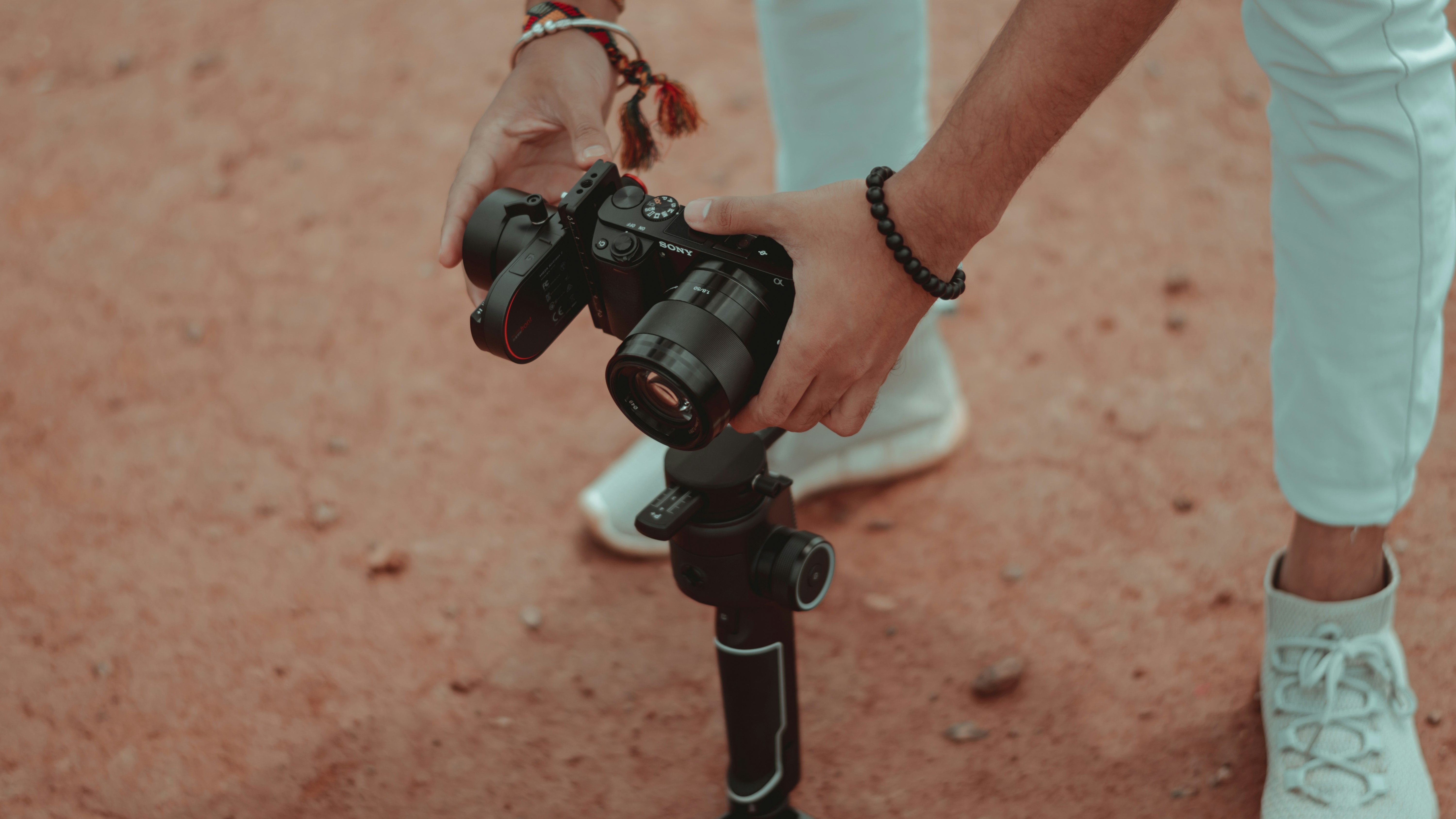 Red Dust, Steady Hands: A Nikon D5600 on a Compact Gimbal