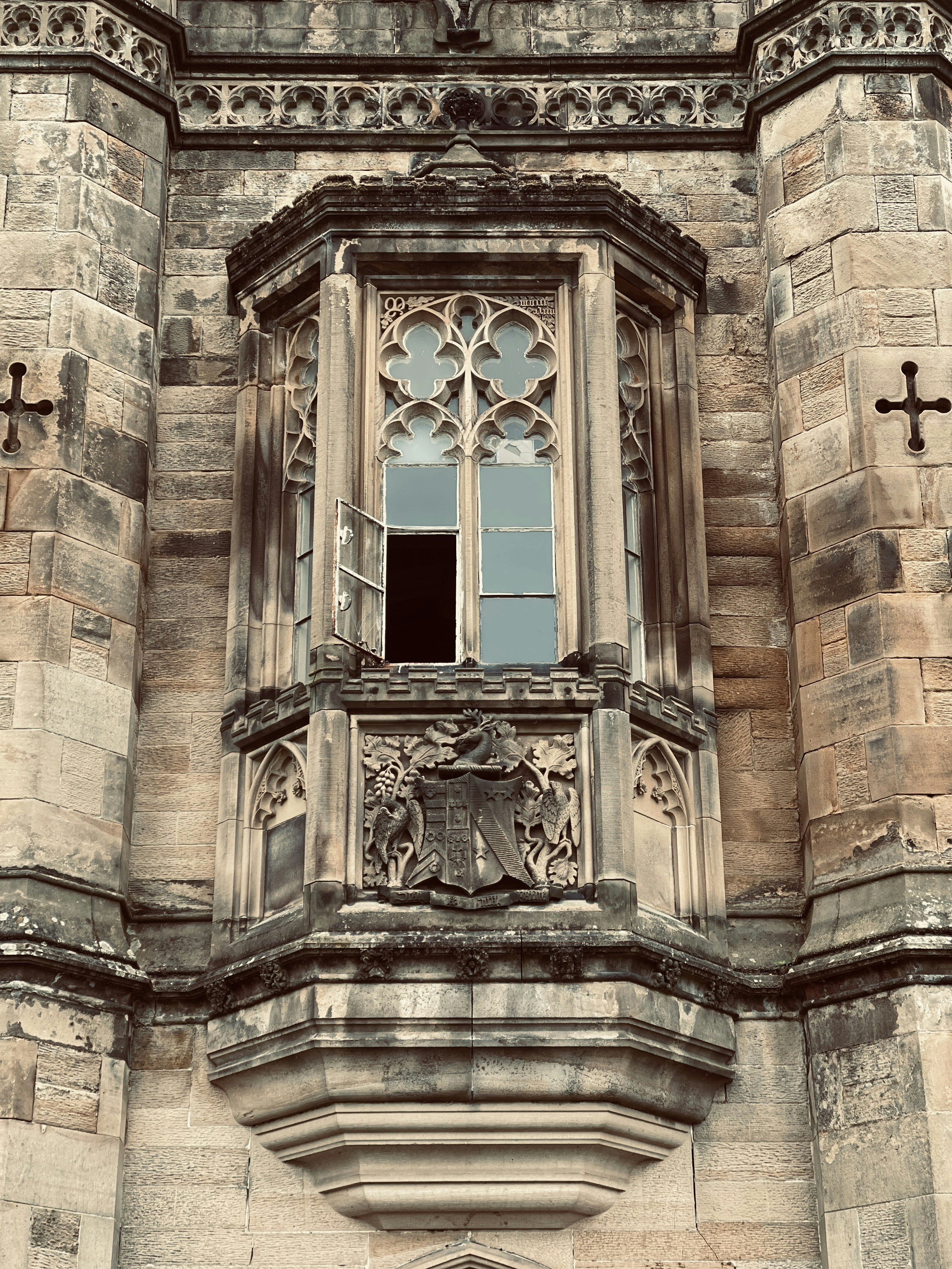Castle Window Pictures | Download Free Images on Unsplash