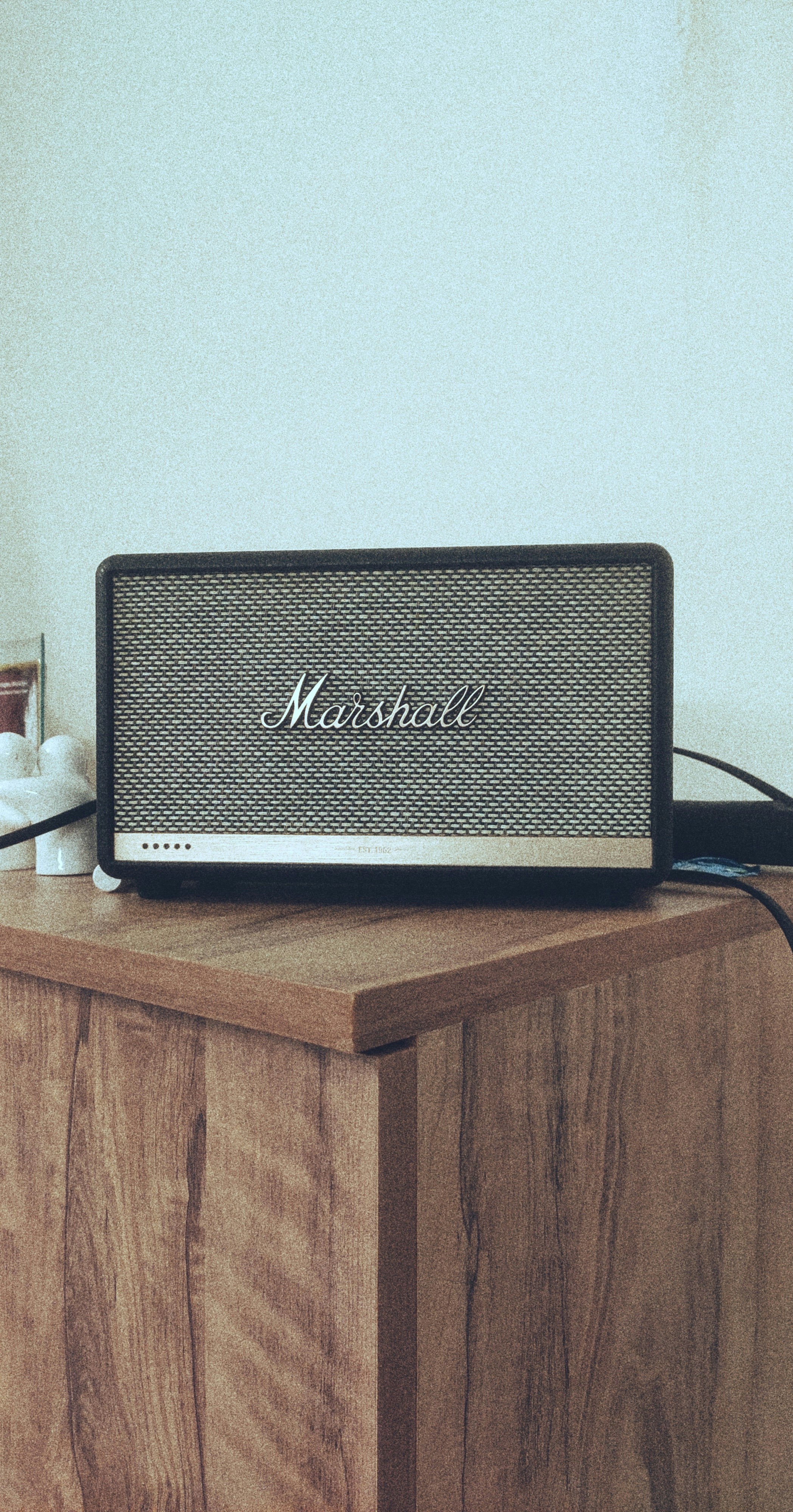 Black and gray marshall guitar amplifier photo – Free Speaker Image on ...