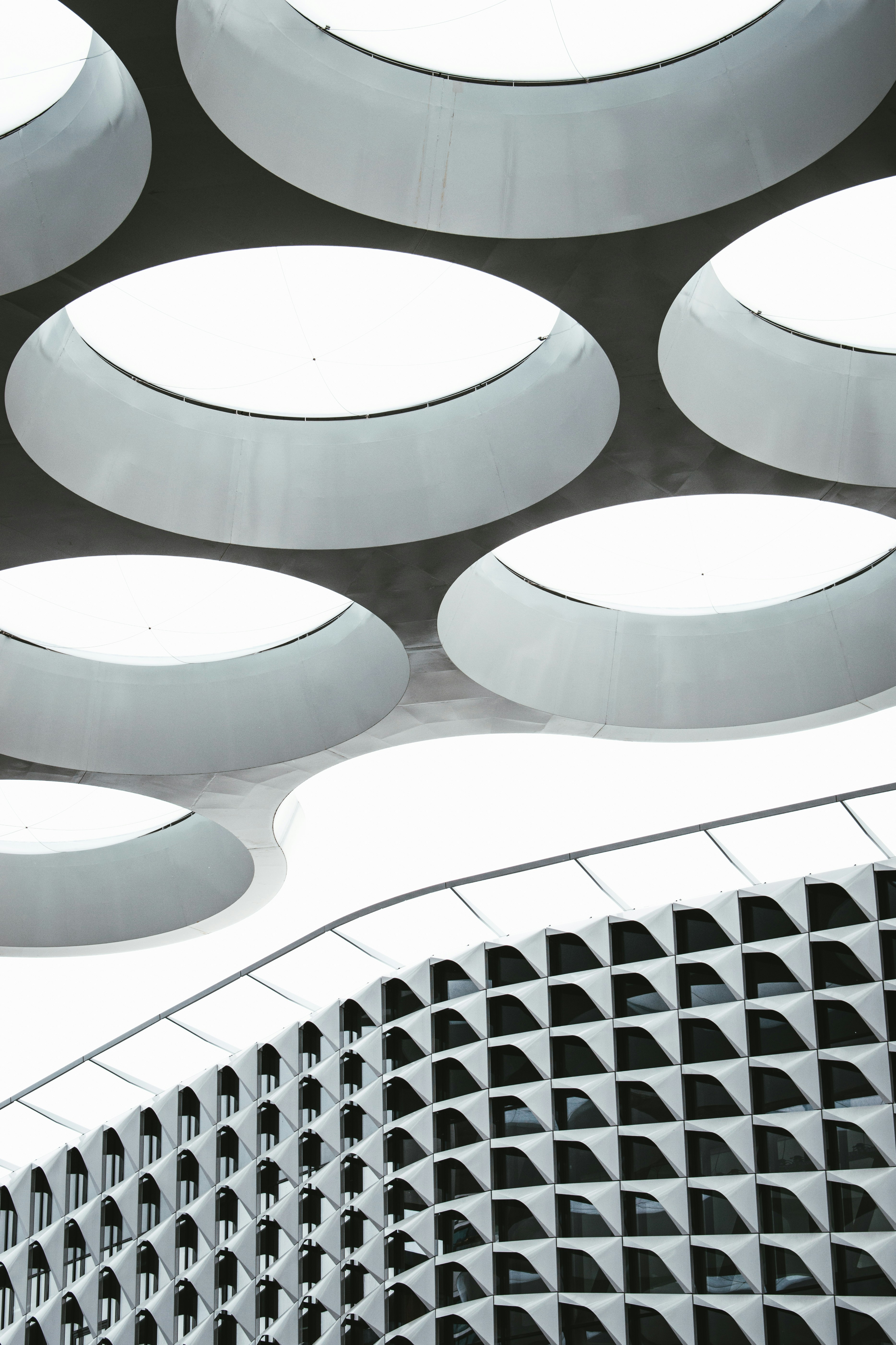 White round ceiling with white ceiling photo – Free Utrecht Image on ...