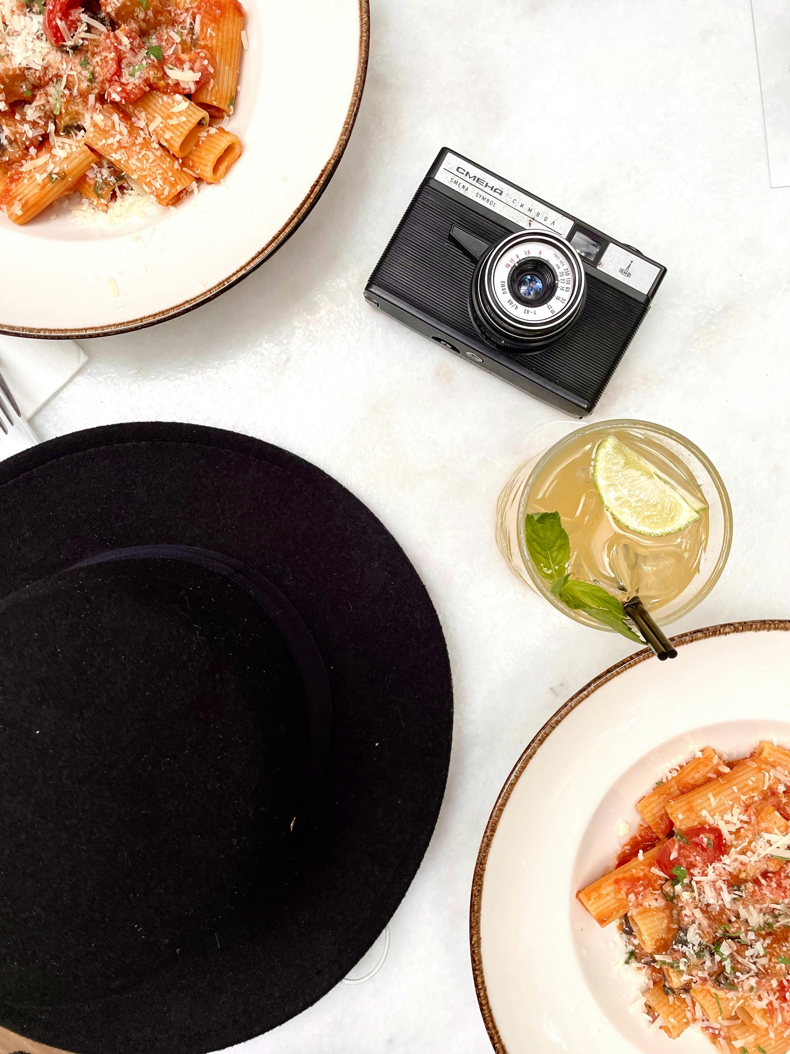 Citrus & Camera: A Spinning Tabletop of Flavor and Memories