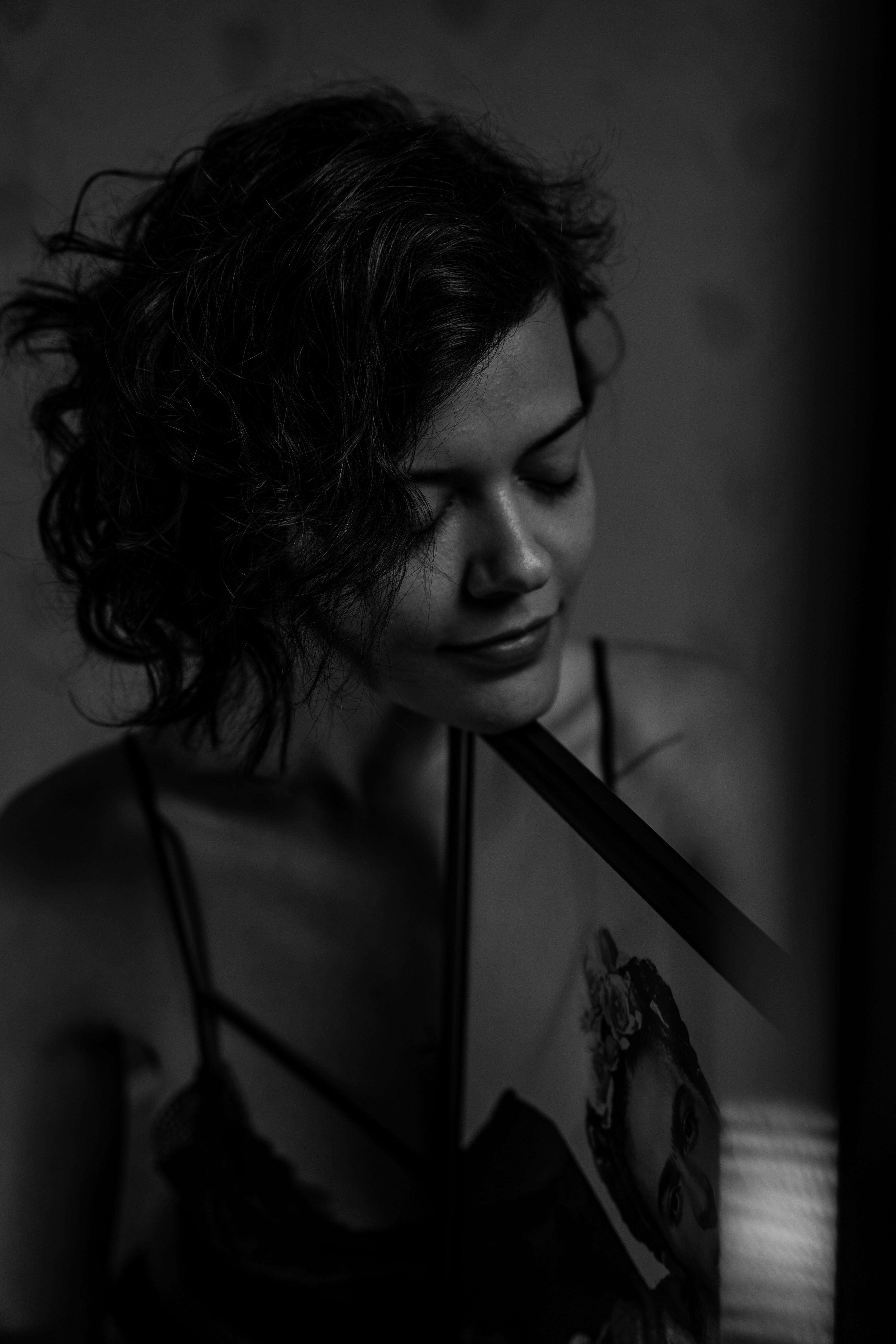 Beneath the Frame: A Quiet Monochrome Moment
