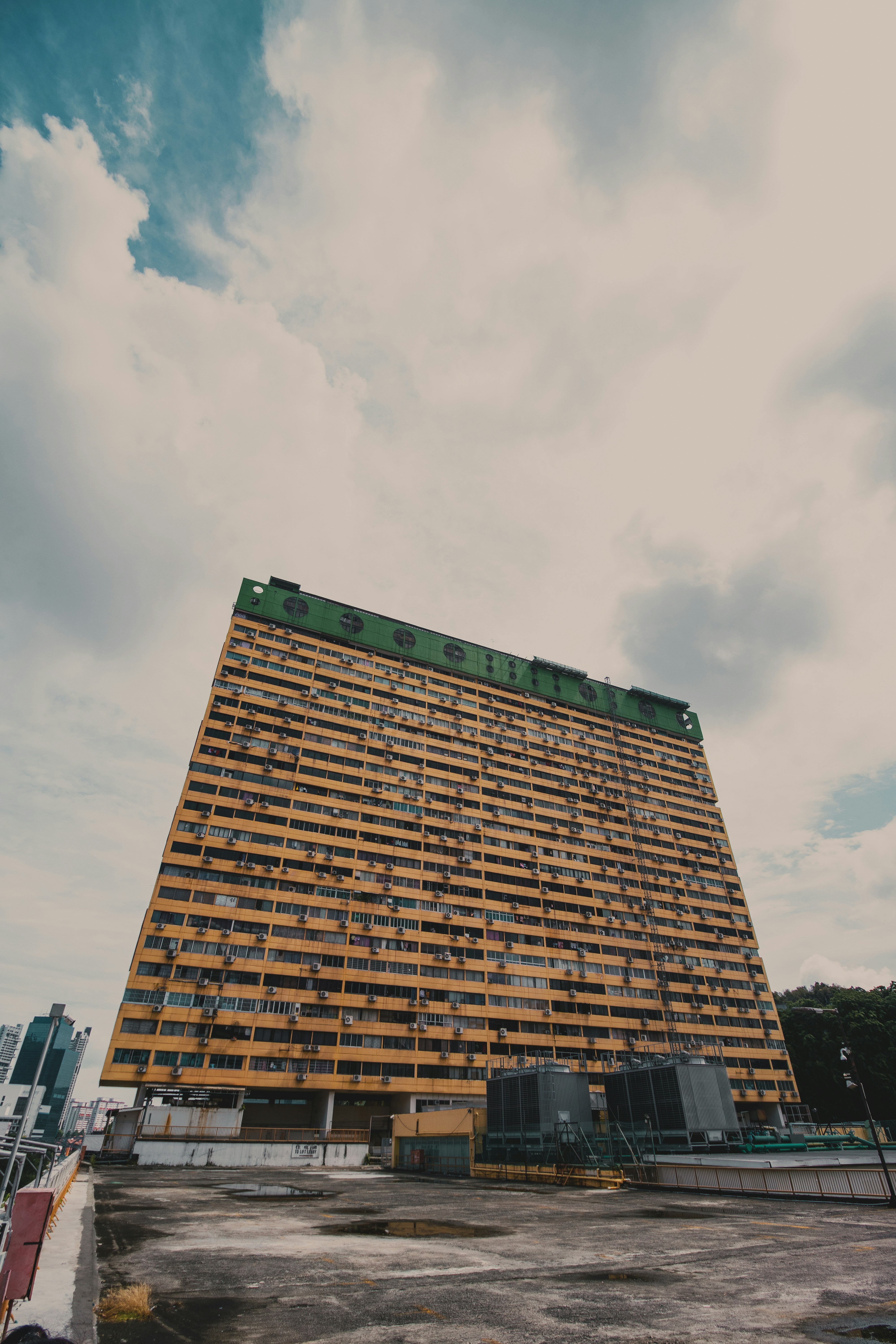 Urban Monolith: The Tilted High-Race of a Riverside Tower