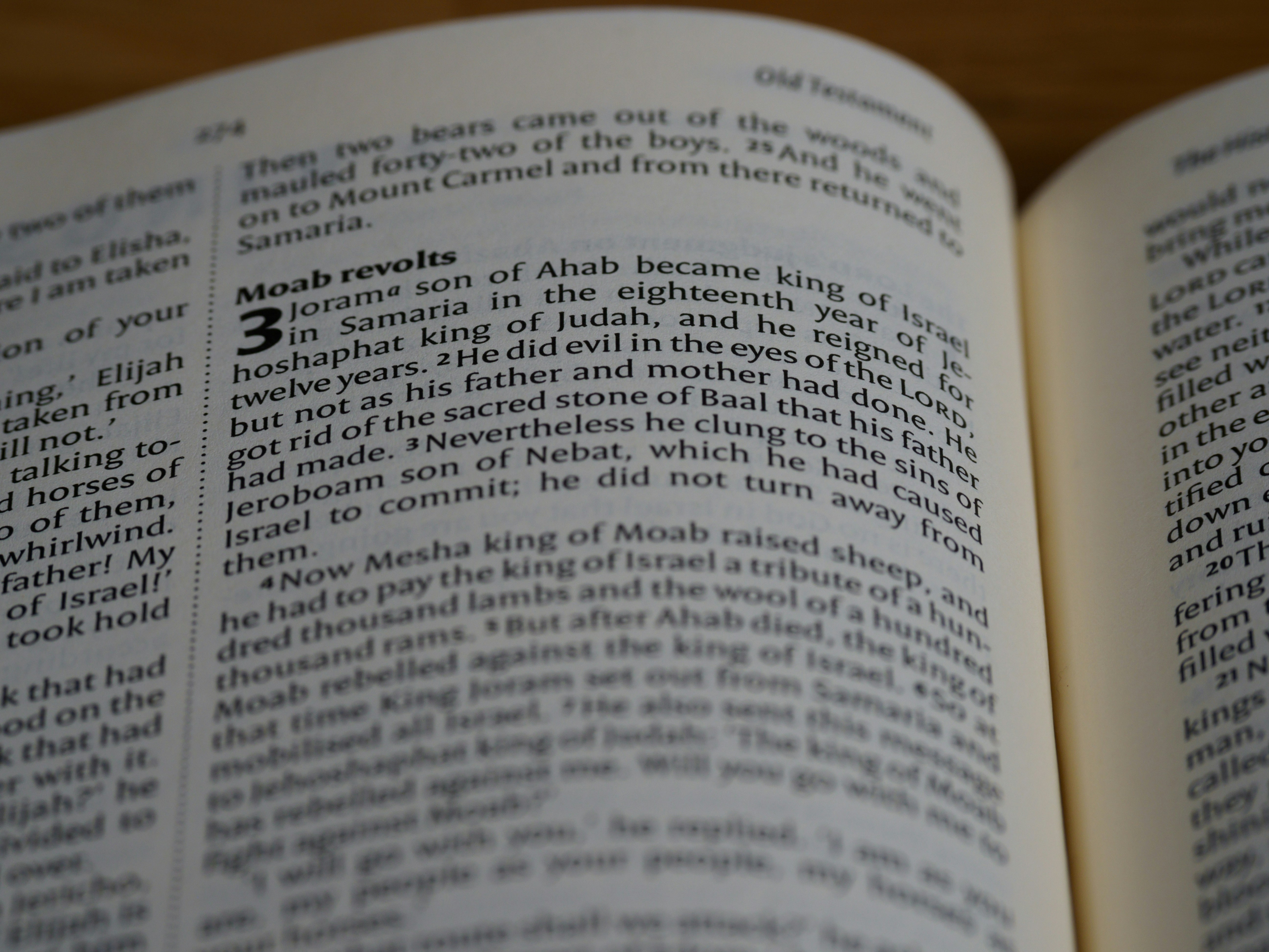 Foto zum Thema Text – Kostenloses Bild zu Buch auf Unsplash