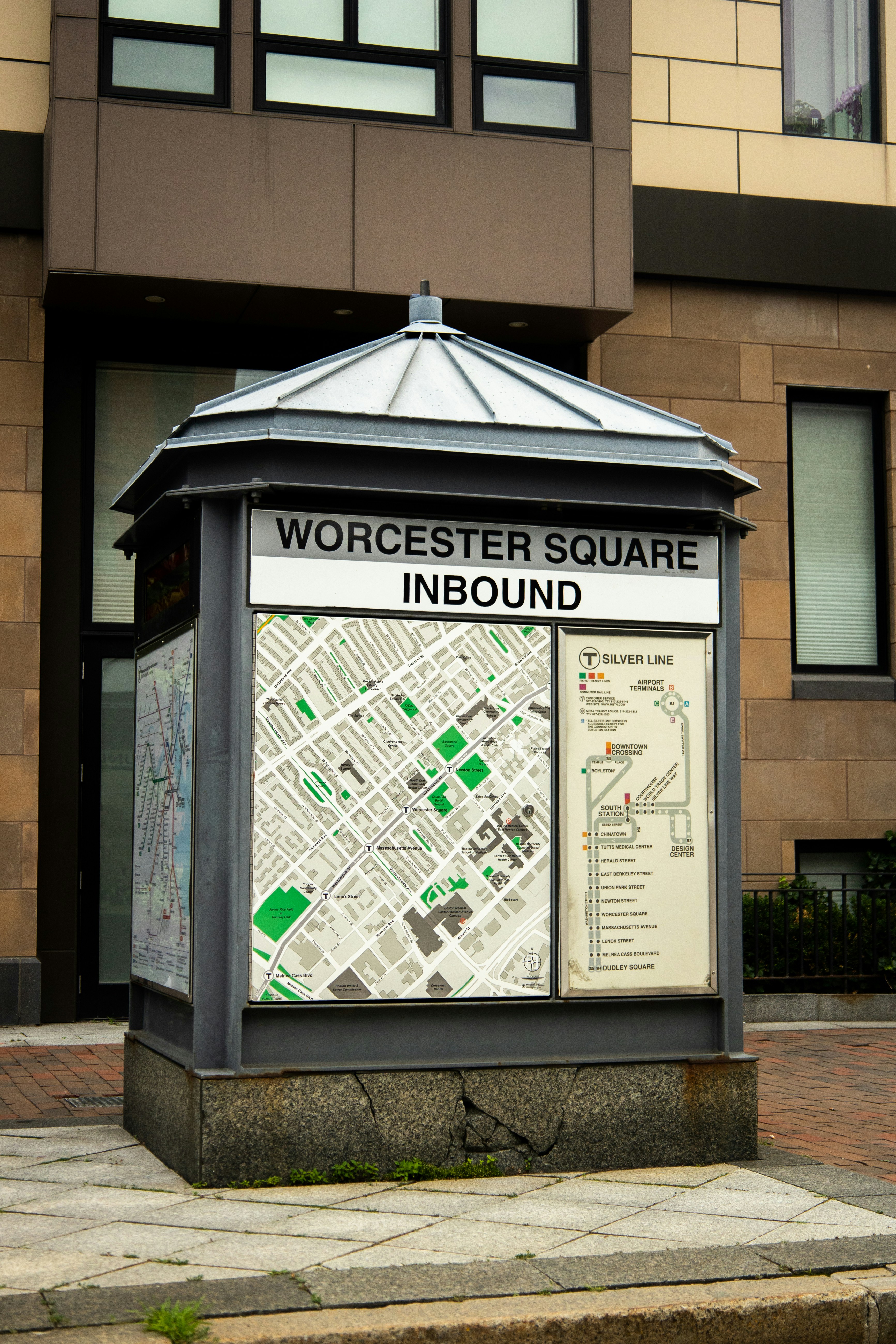 Wayfinding Beacon: Worcester Square Inbound Map Kiosk