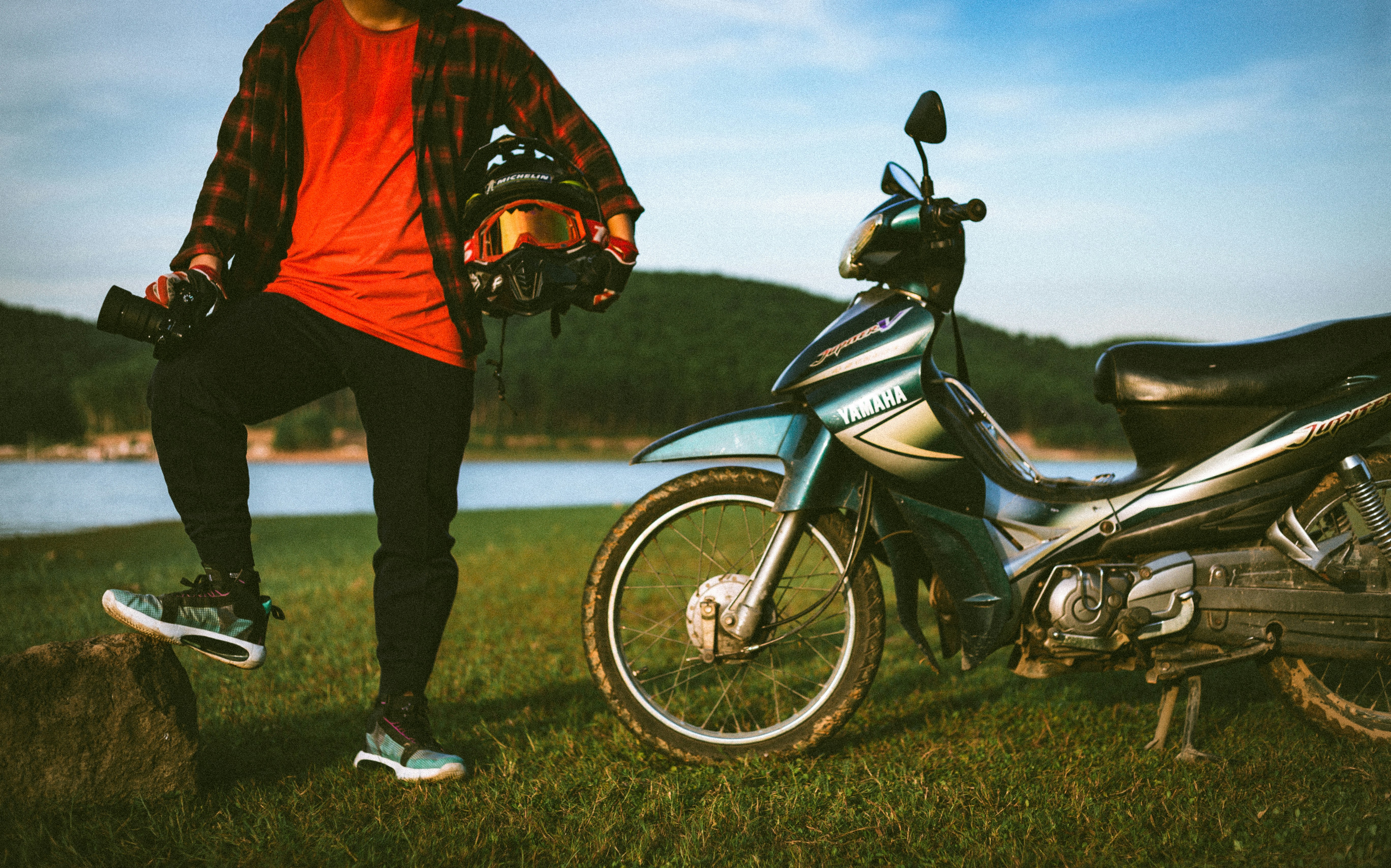 Bootstep by the Bike: A Quiet Moment Before the Ride