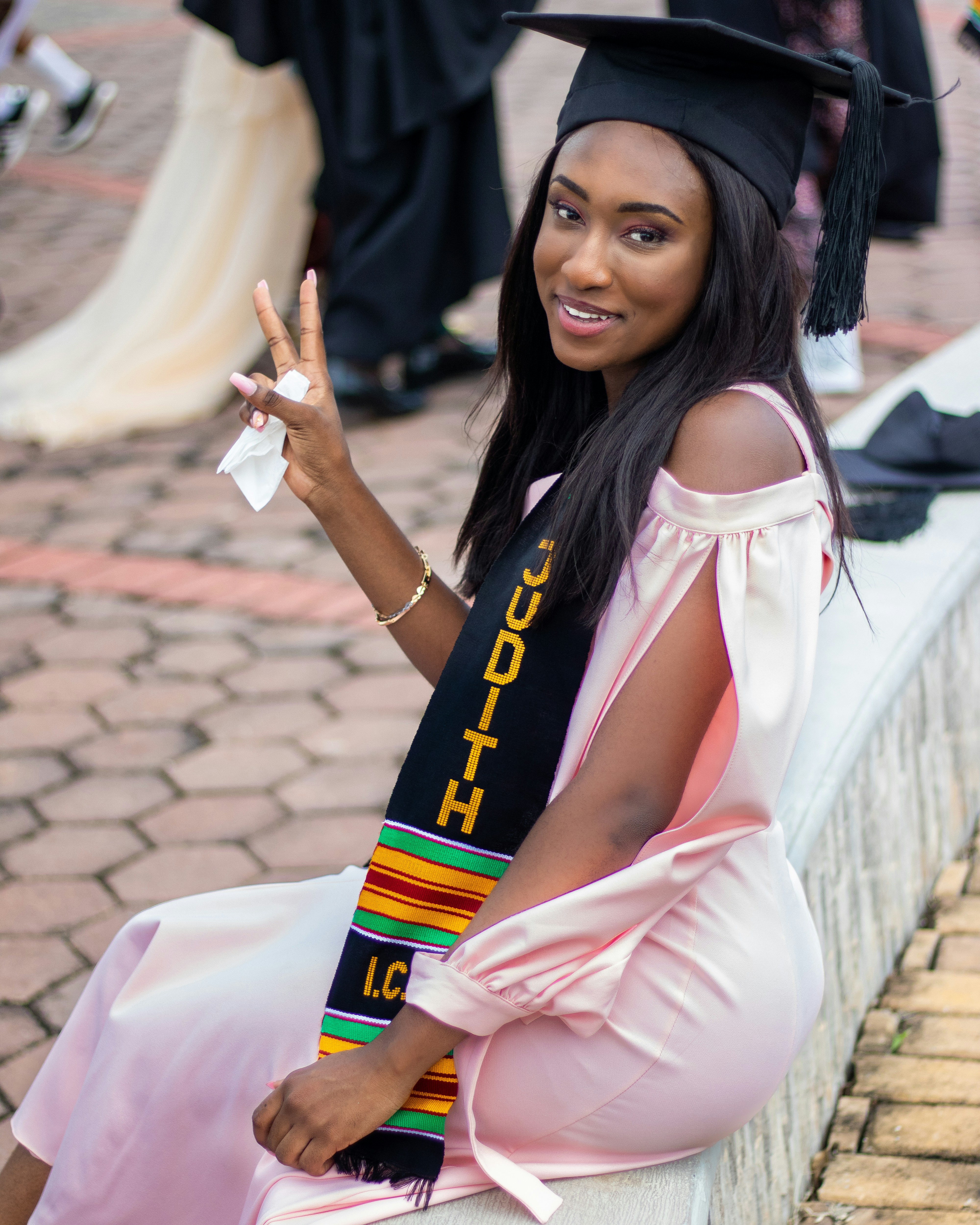 Enoch Appiah Jr. (@iamrobotboy) | Komunitas Foto Unsplash