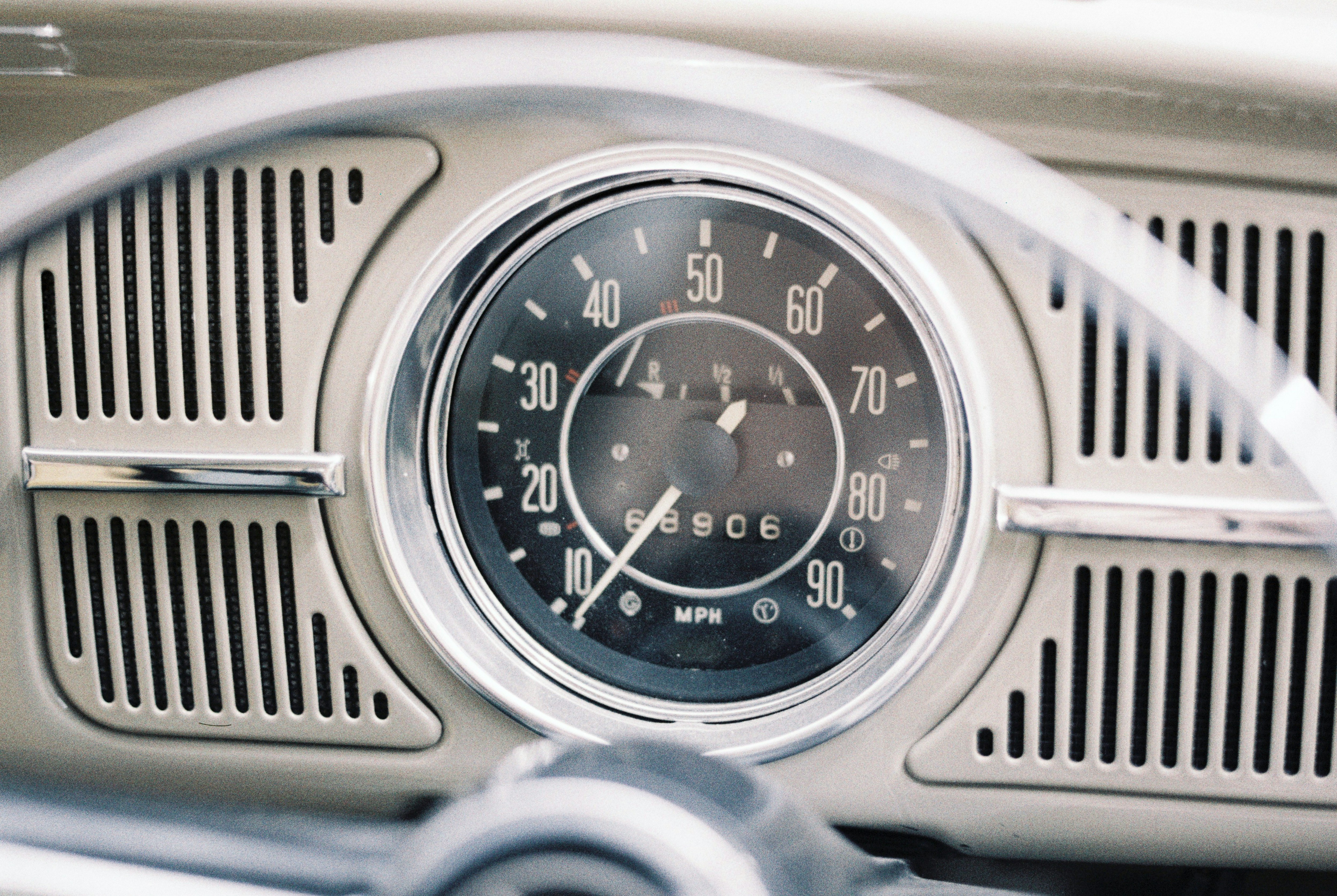 Black and gray car instrument panel cluster photo – Free Volkswagen ...