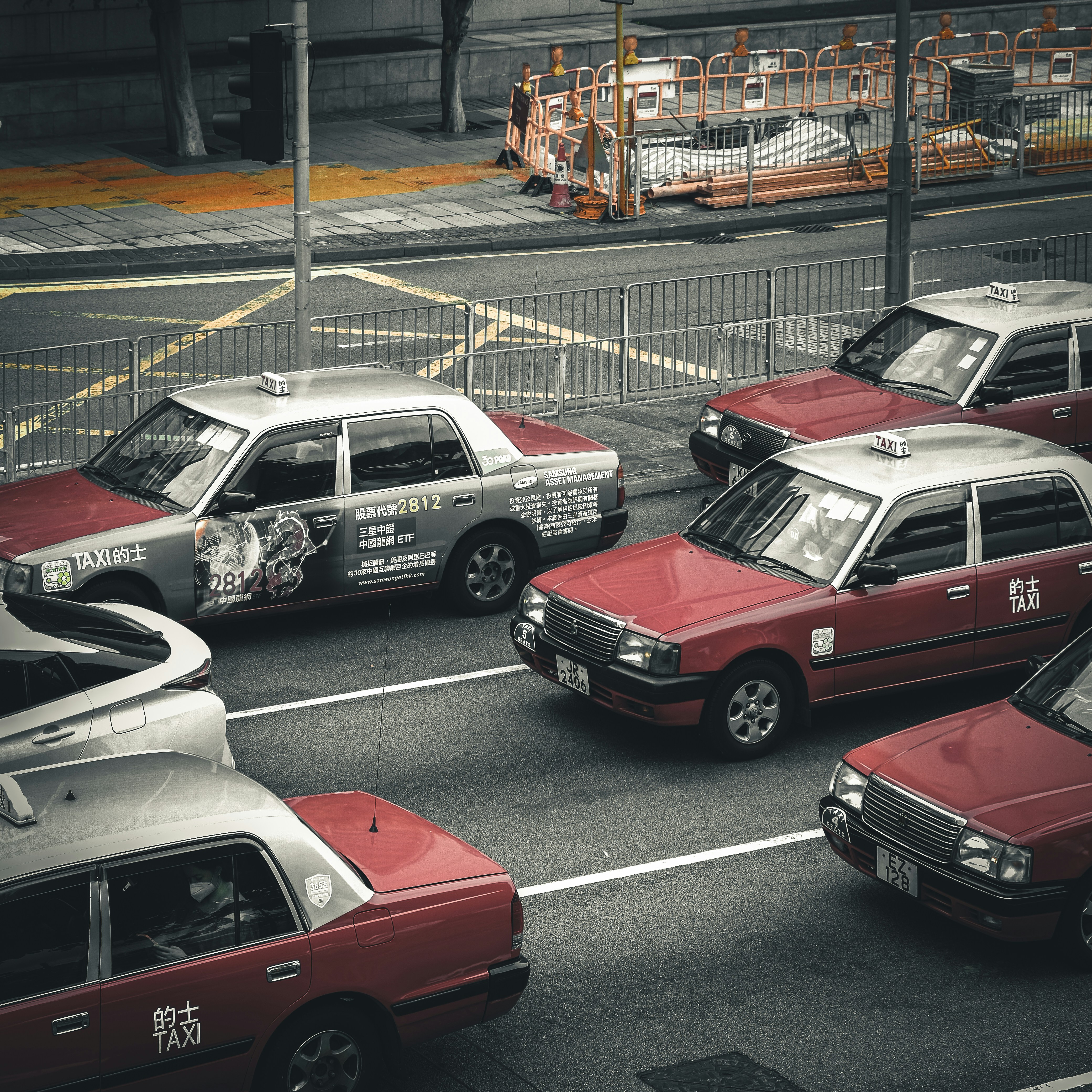 Converging Red Cabs: A Street-Level Portrait of Urban Transit