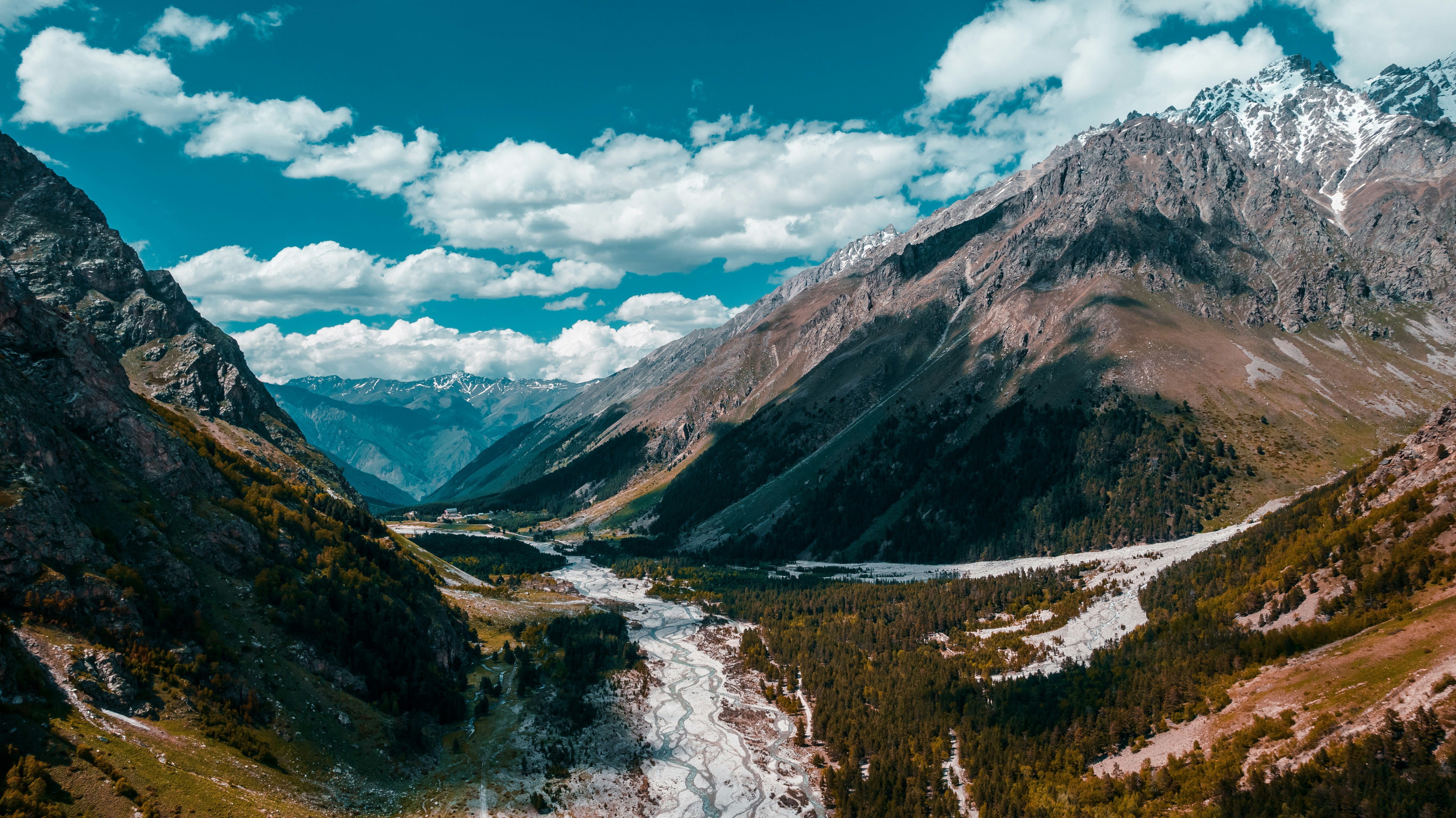 Alexander Smagin (@dotzero) | Komunitas Foto Unsplash