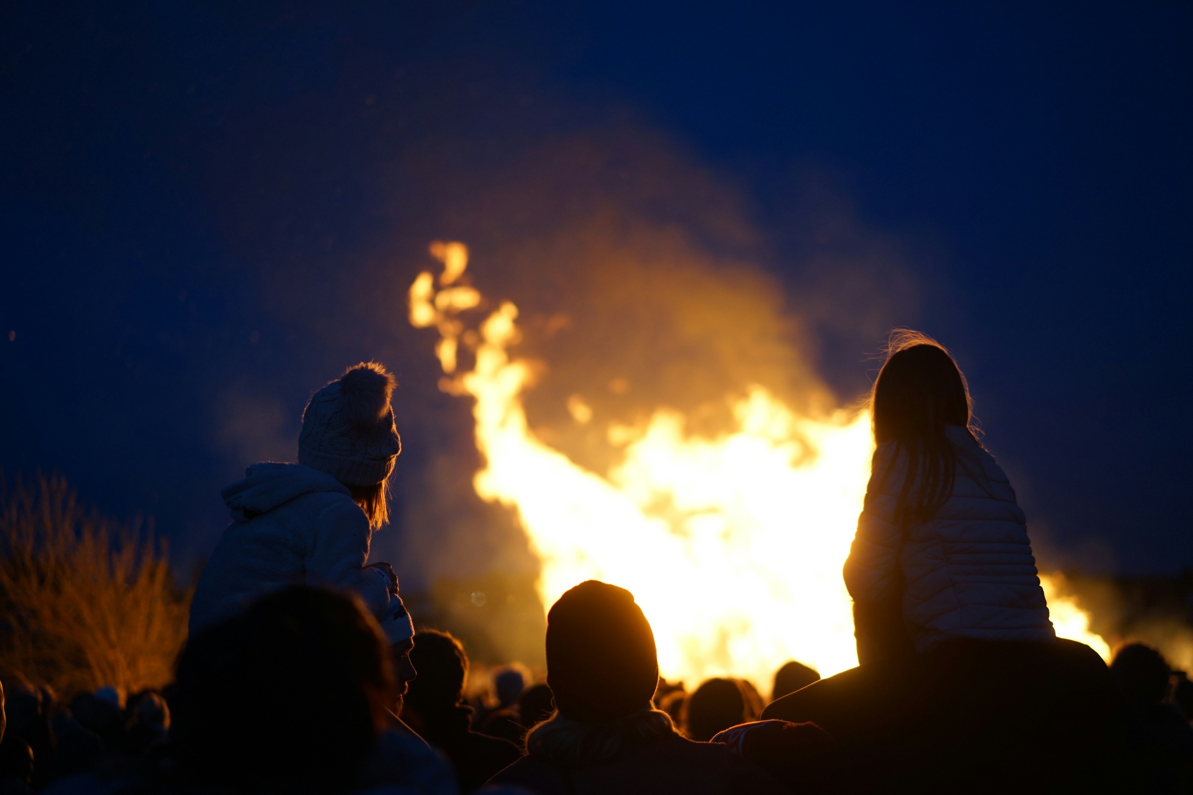 Silhouette of people watching fire during night time photo – Free Gamla ...