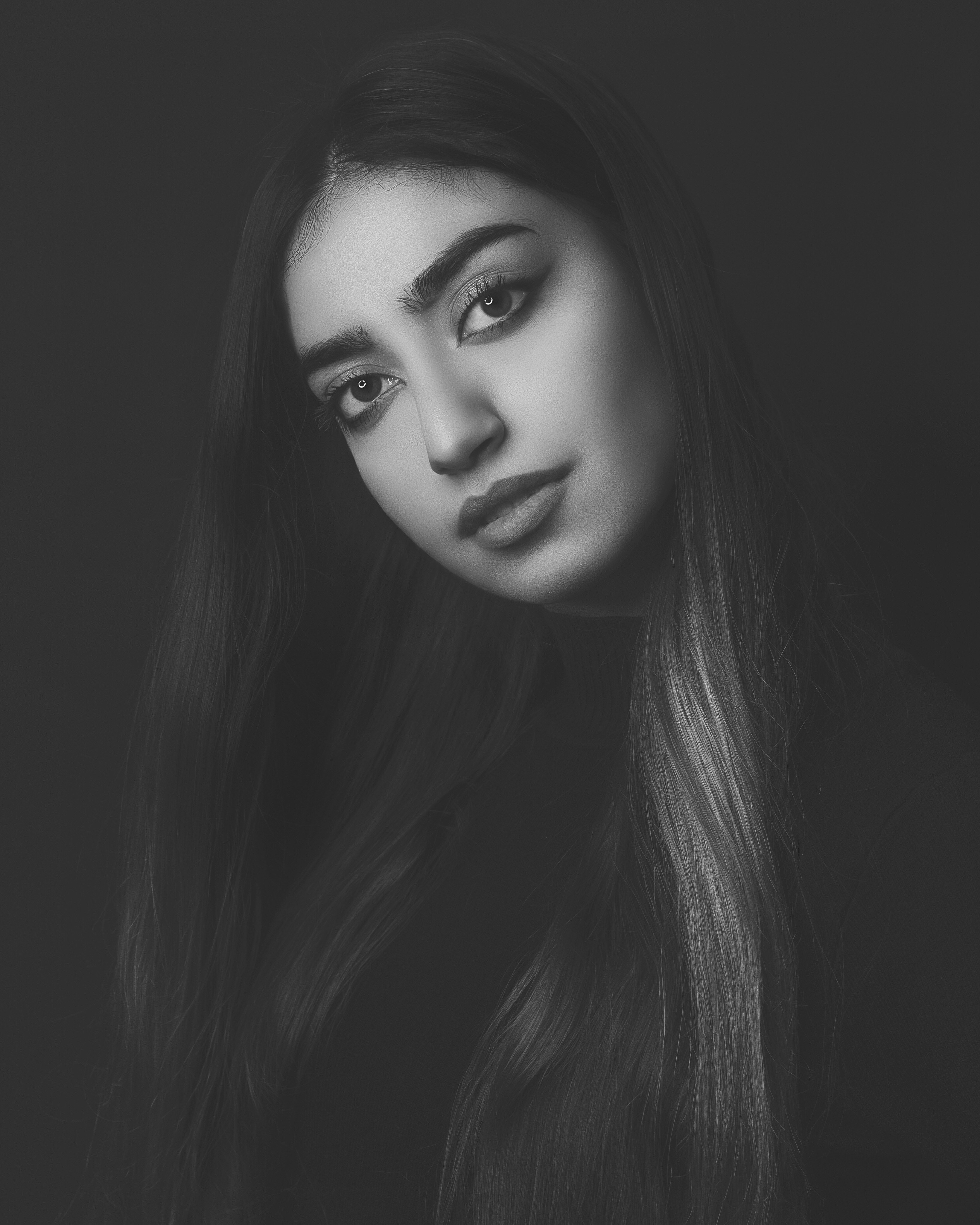 Foto Rostro de la mujer en la fotografía en escala de grises – Imagen ...