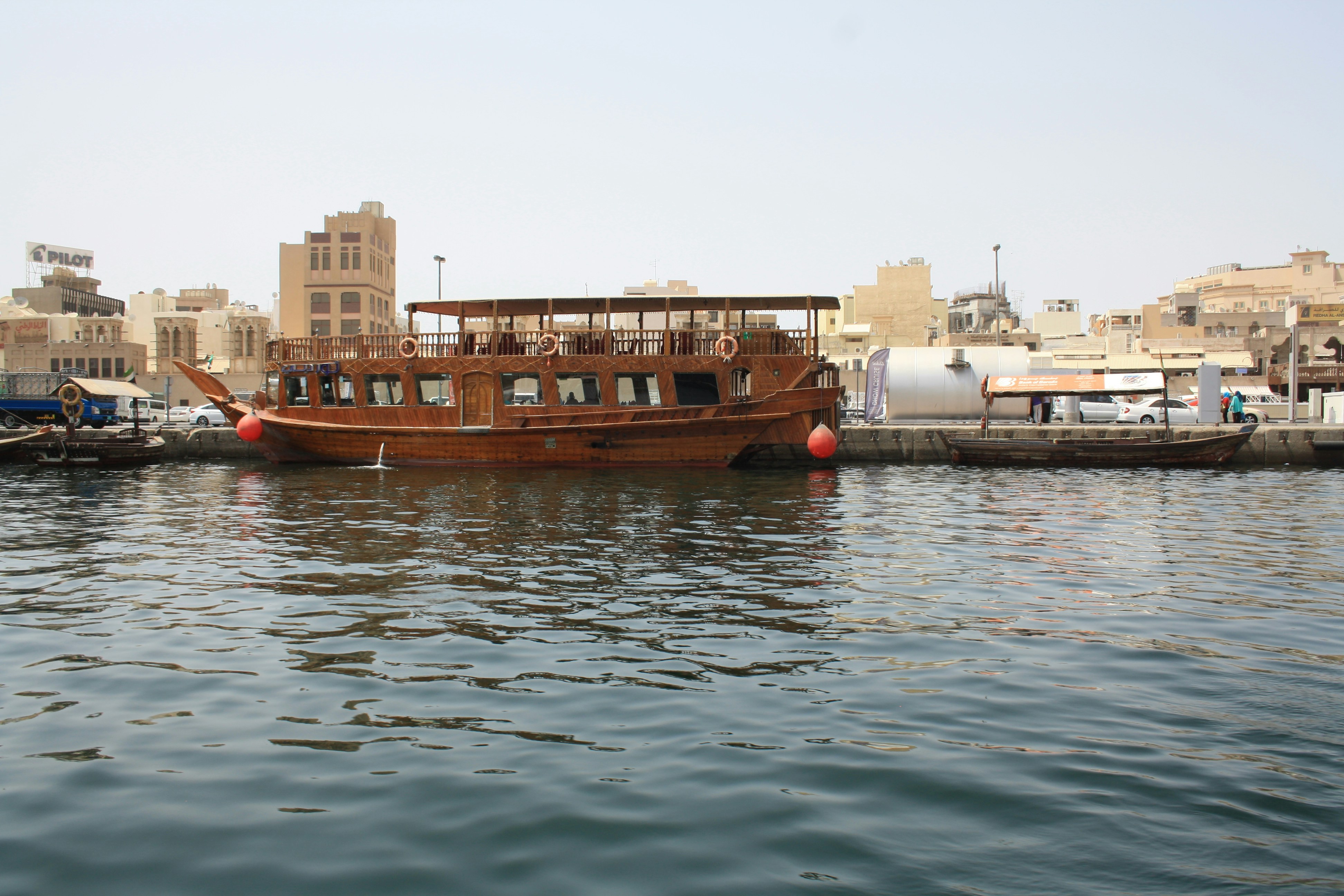 Free Bur Dubai Dubai United Arab Emirates Image On Unsplash