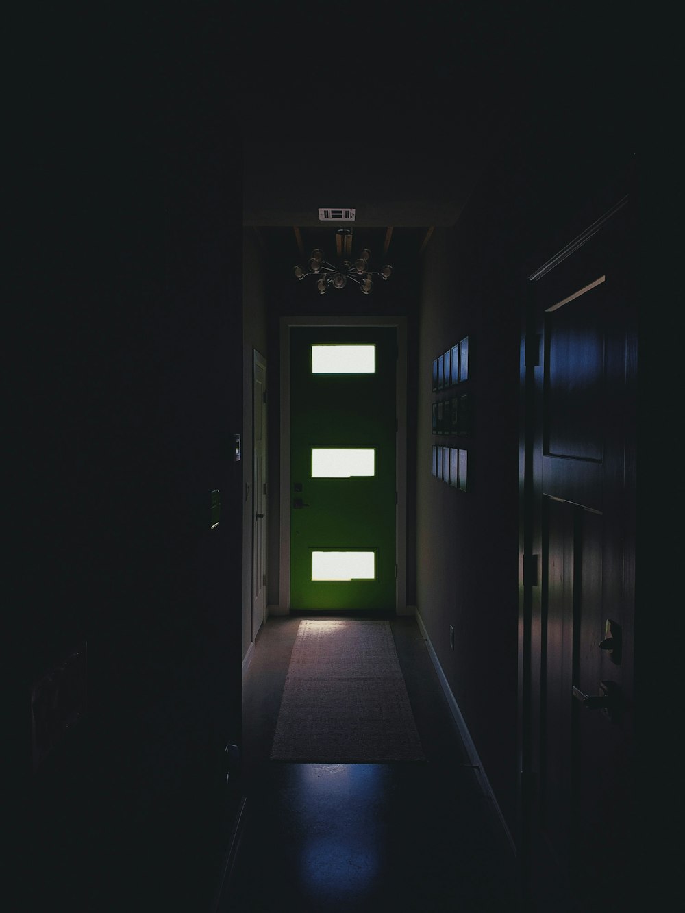 Porte en bois noir avec verre photo – Photo Oklahoma City (en anglais ... Porte en bois noir avec verre photo – Photo Oklahoma City (en anglais ...