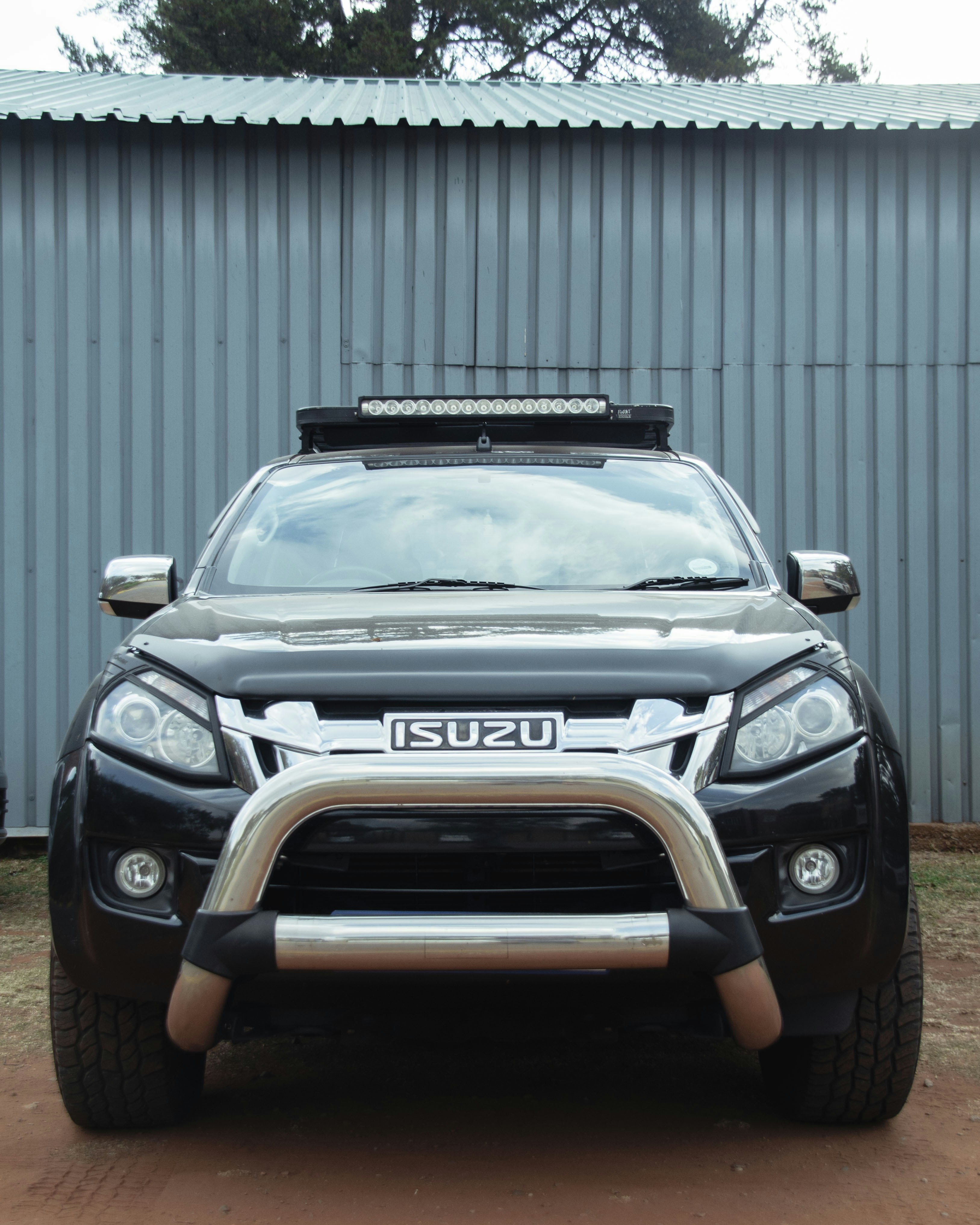 Rugged Elegance: The Isuzu Frontier