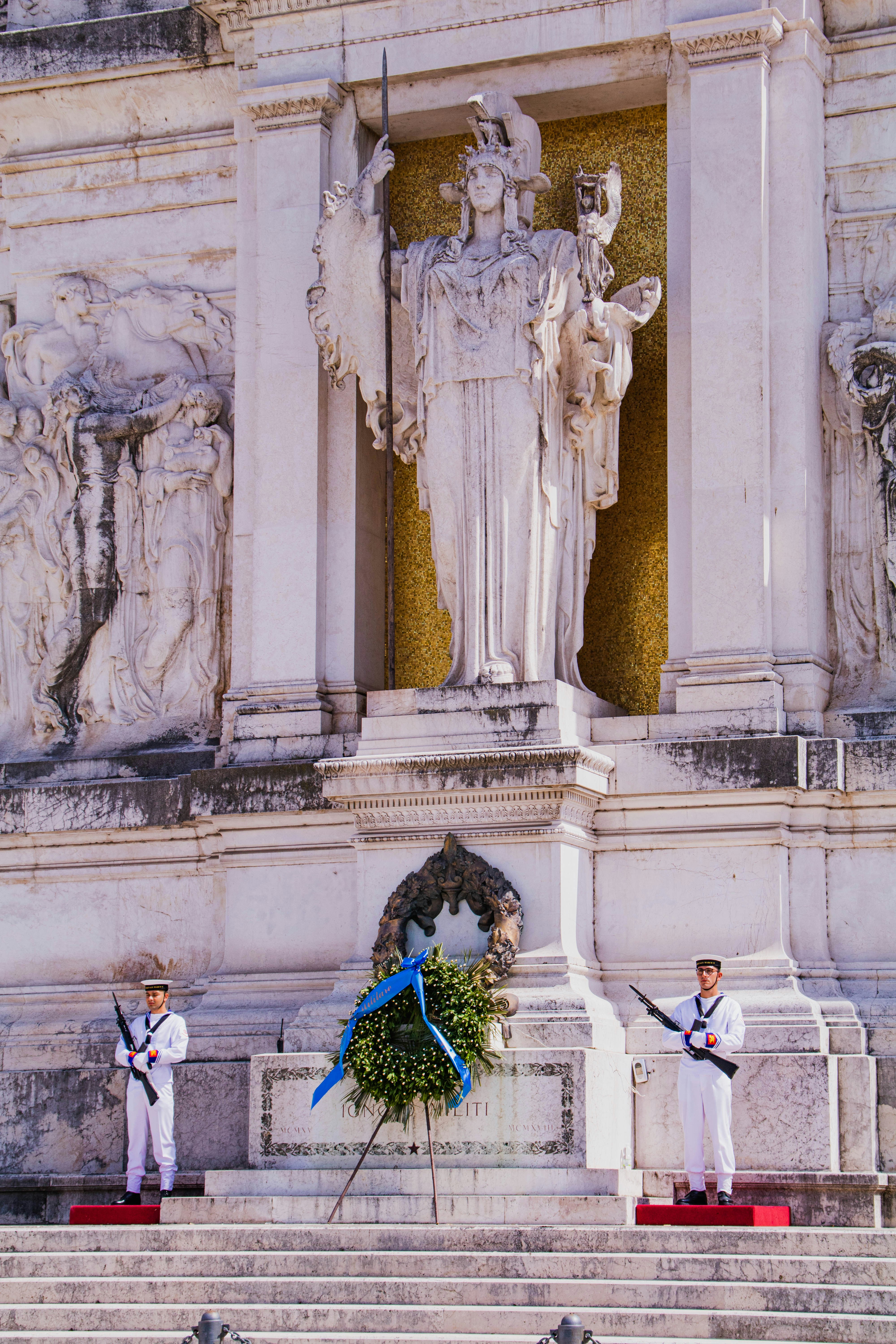 Stone Sentinel Ceremony: Wreath, Guards, and the Grand Statue