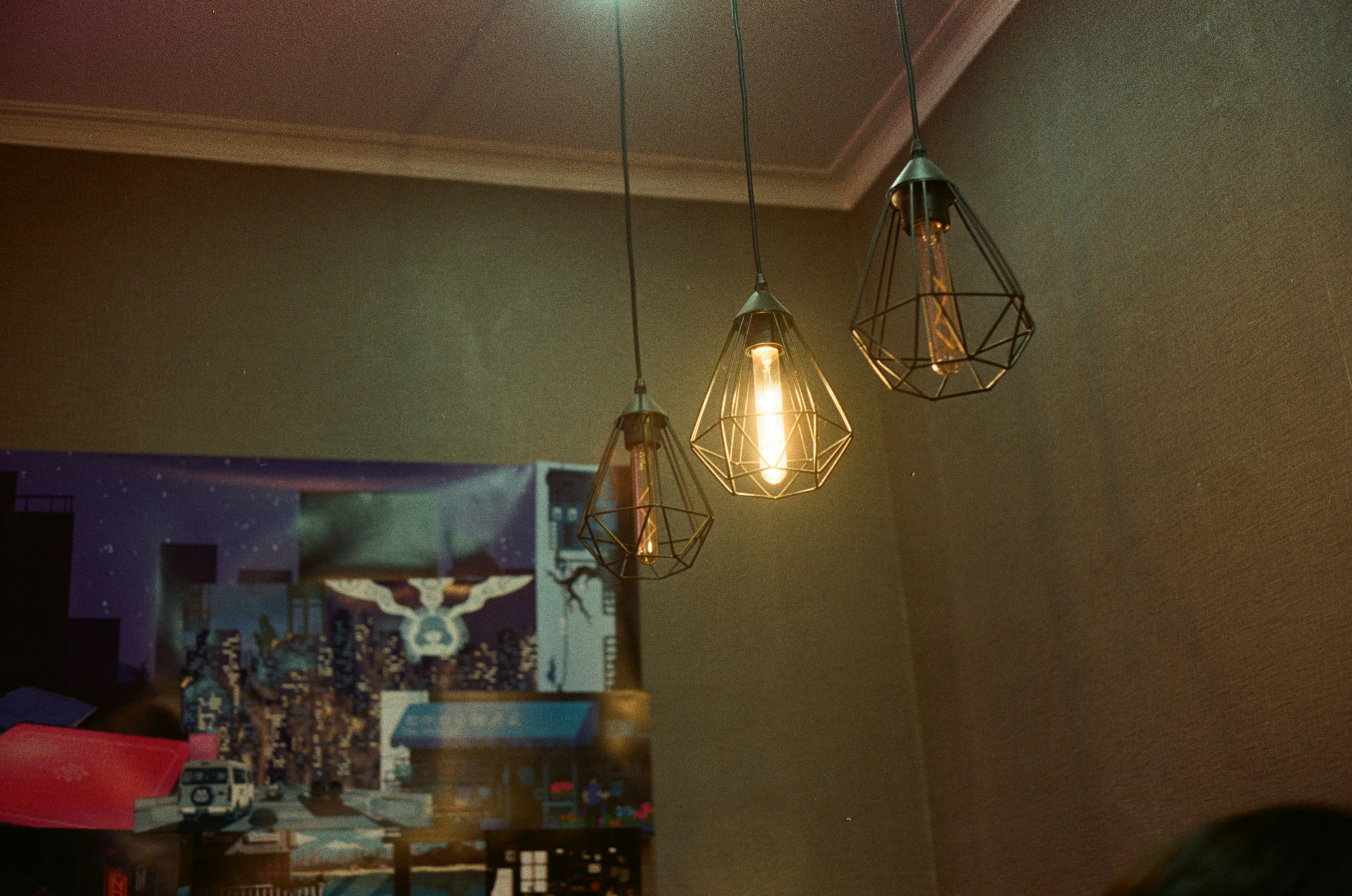 Long Light Bulbs Office Pictures | Download Free Images on Unsplash