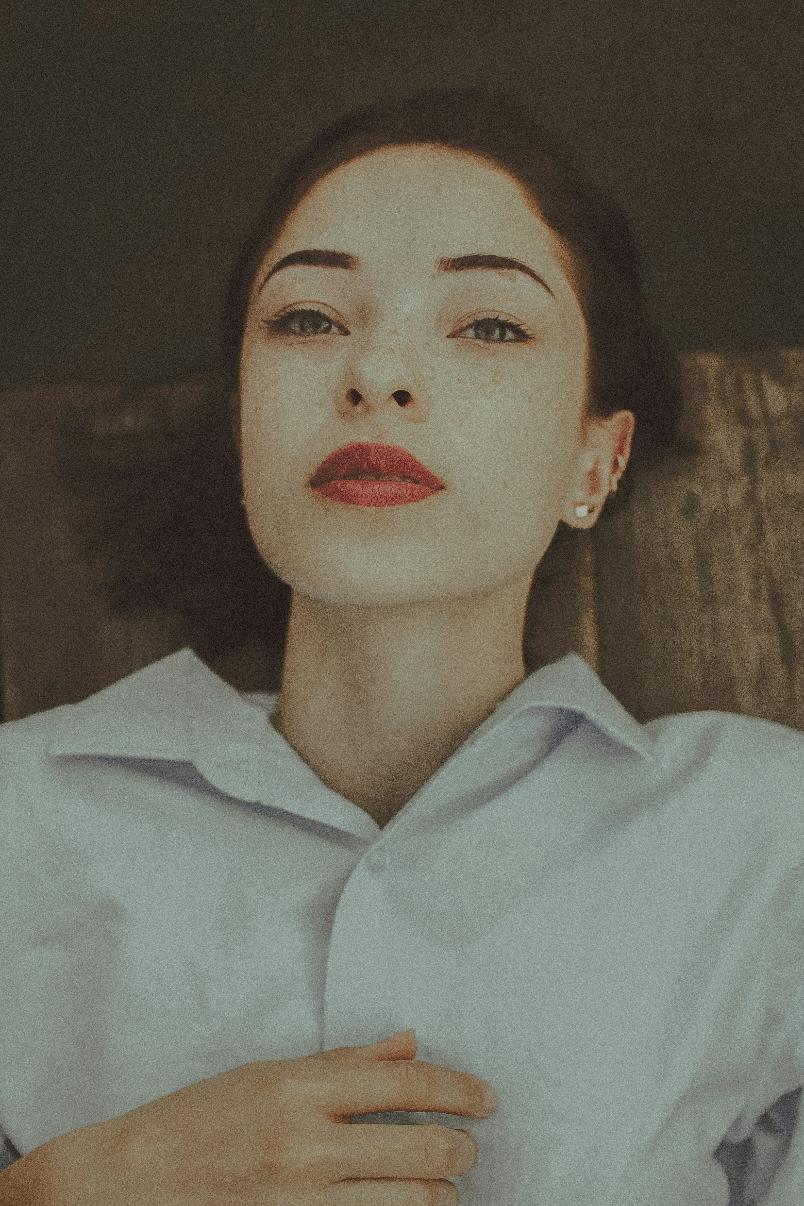 Woman in white button up shirt photo – Free Portrait Image on Unsplash