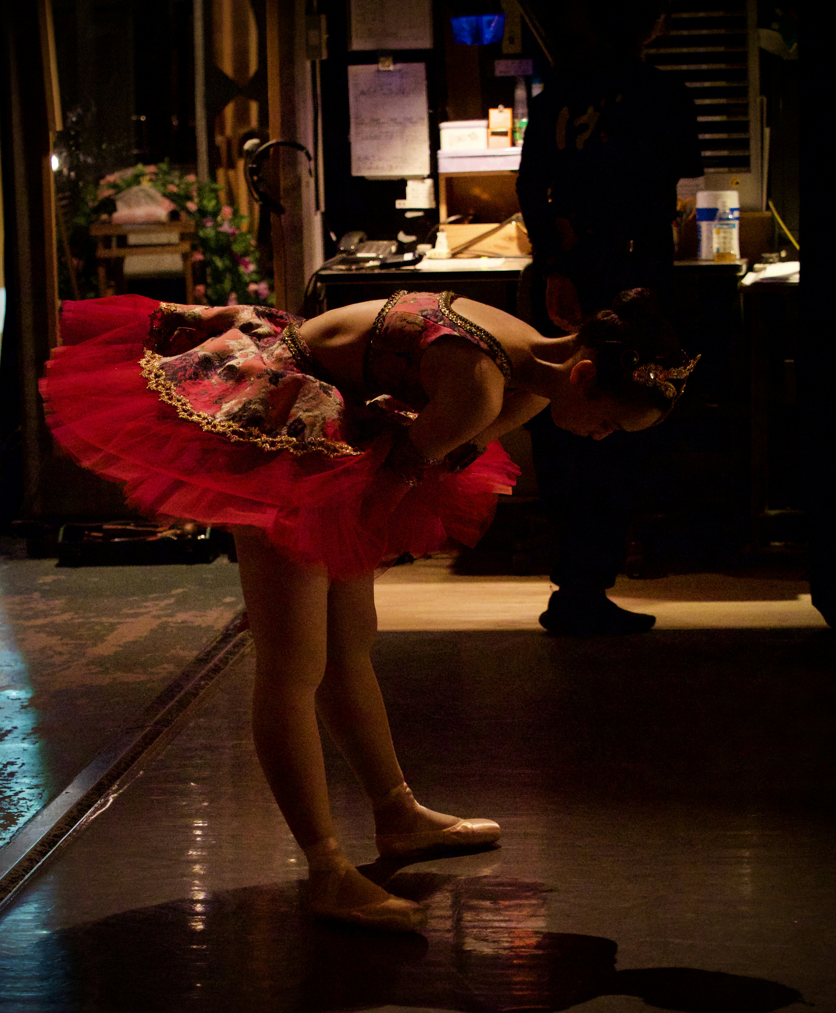 Woman in pink dress dancing photo – Free Dancer Image on Unsplash
