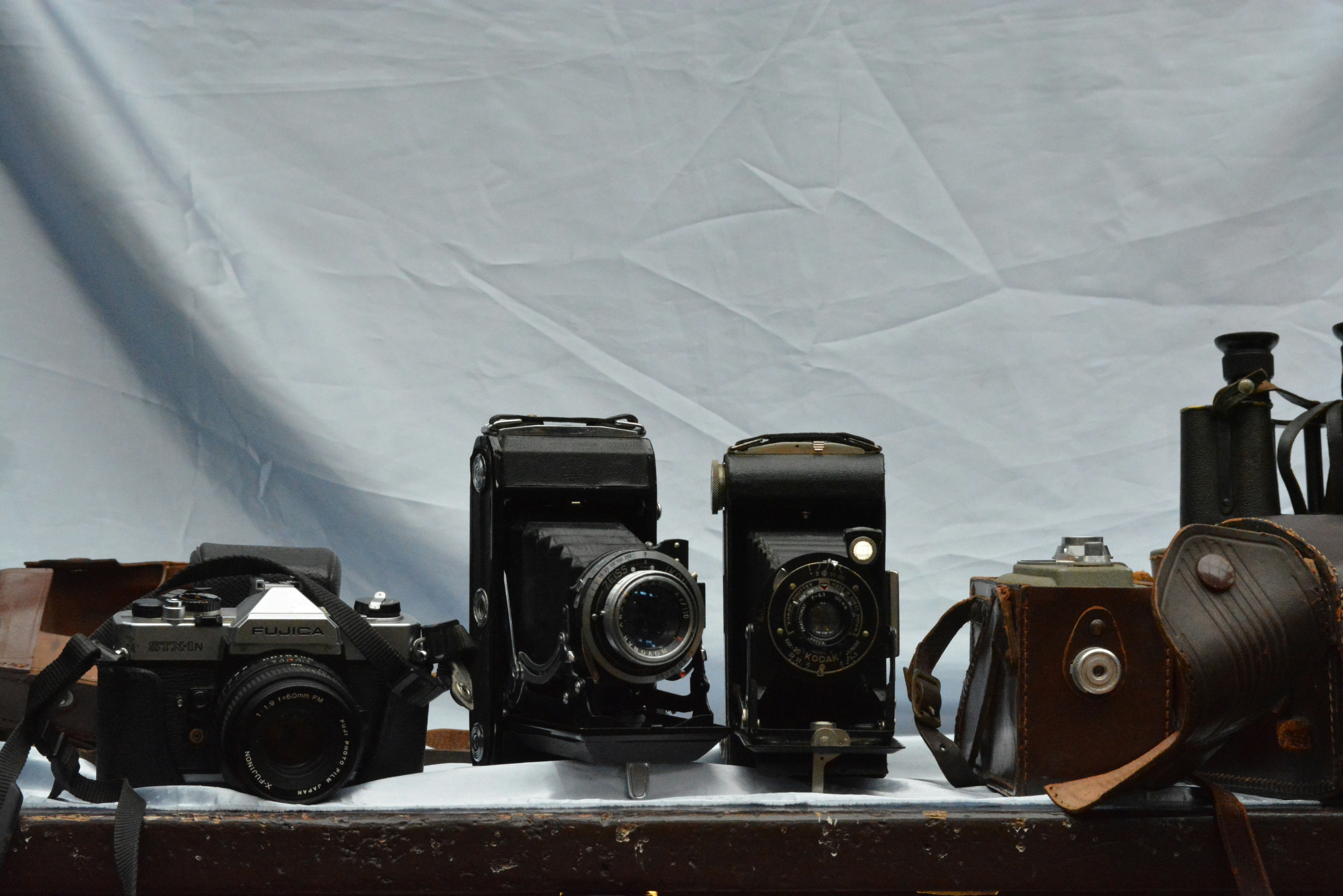 Twin Box Cameras in Soft Light: A Quiet Still-Life of Vintage Gear